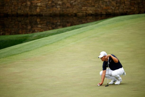 Video: Si Woo Kim Breaks Putter at Masters, Finishes Round Putting with ...