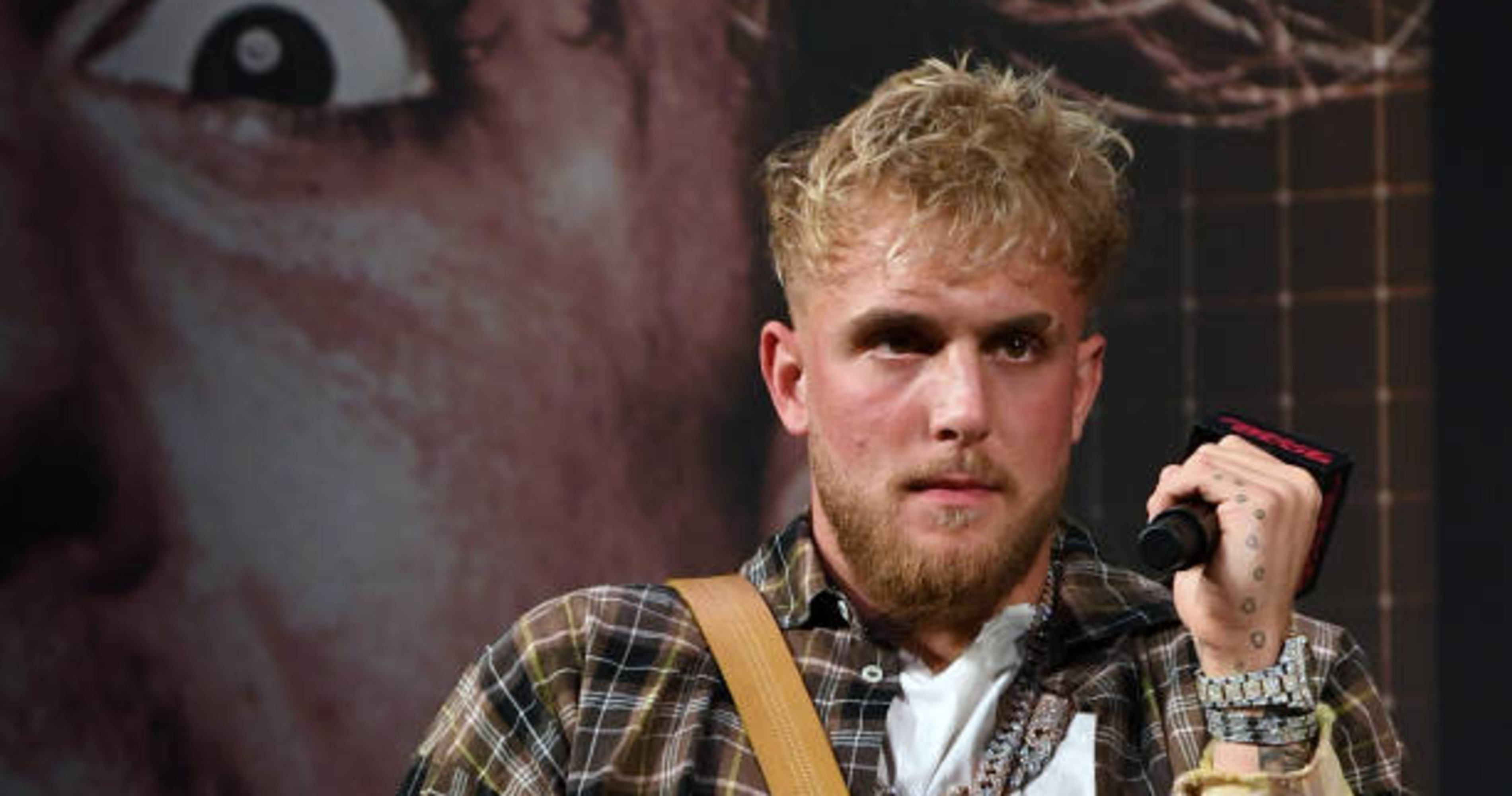 Jake Paul Accused Of Sexually Assaulting Tiktok Star Justine Paradise