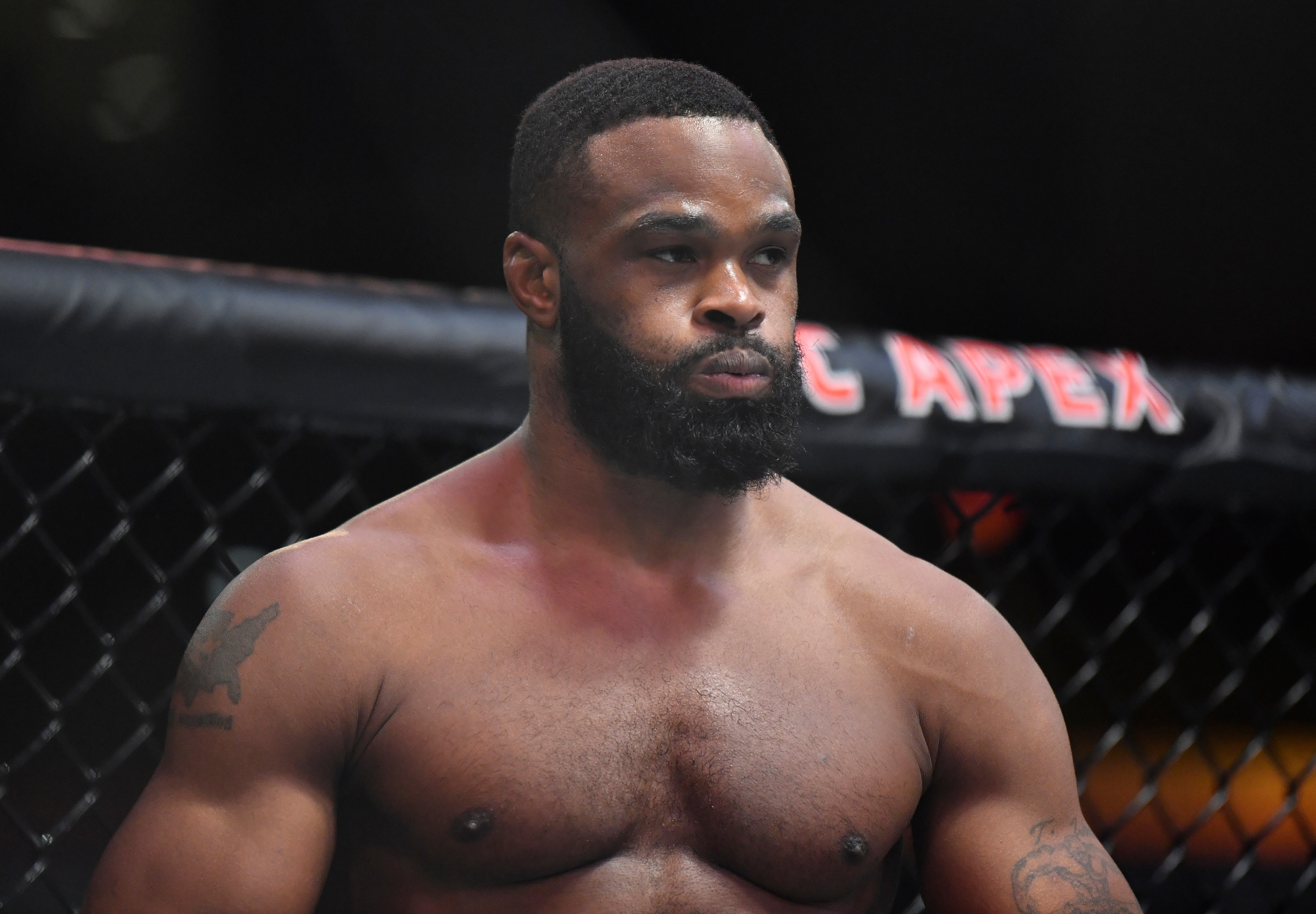 Tyron Woodley on Jake Paul Boxing Fight: 'Can't Wait to Shut This B---h ...