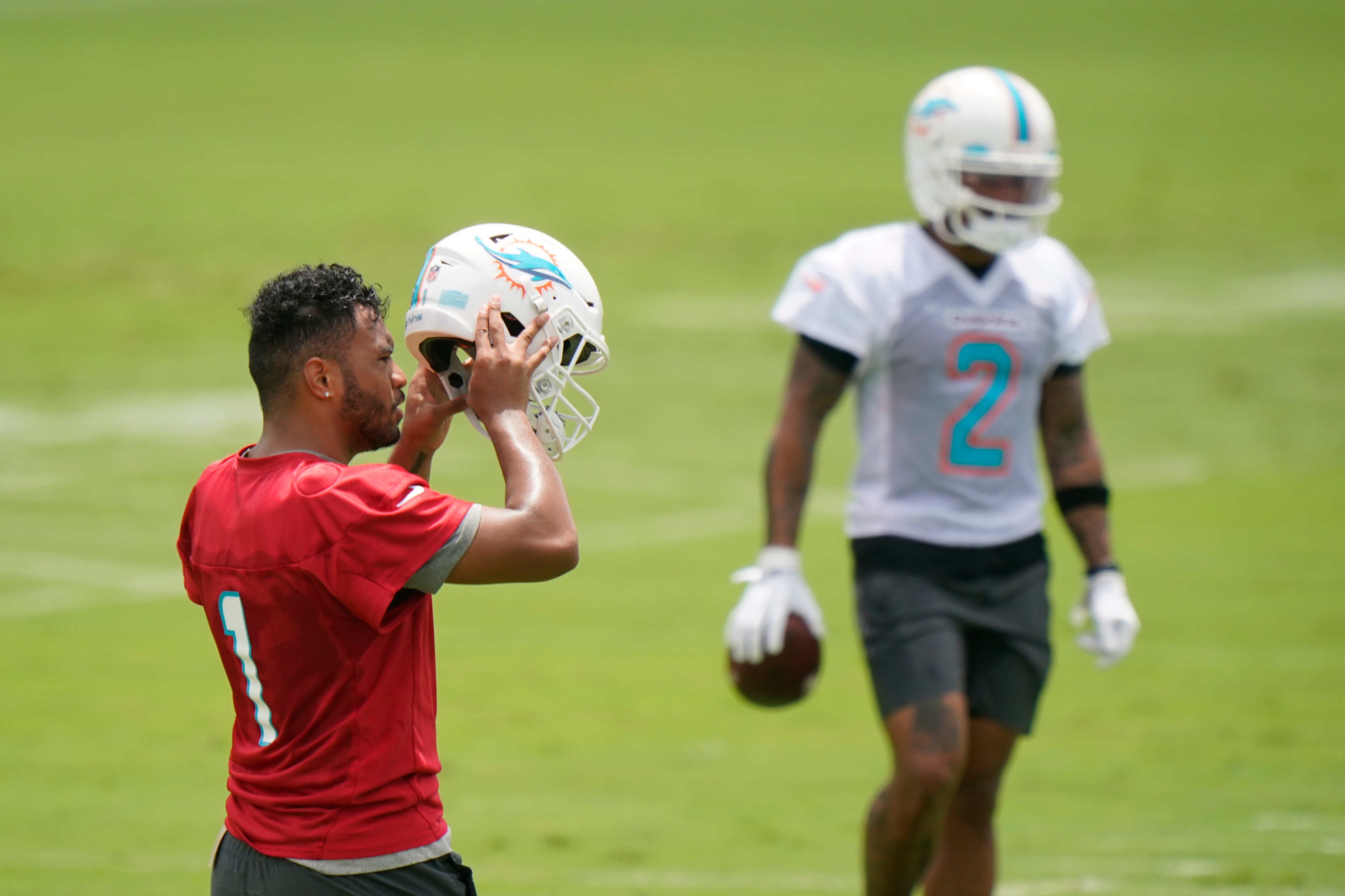 Tua Tagovailoa Throws 5 Interceptions on 1st Day of Dolphins' Minicamp | News, Scores ...