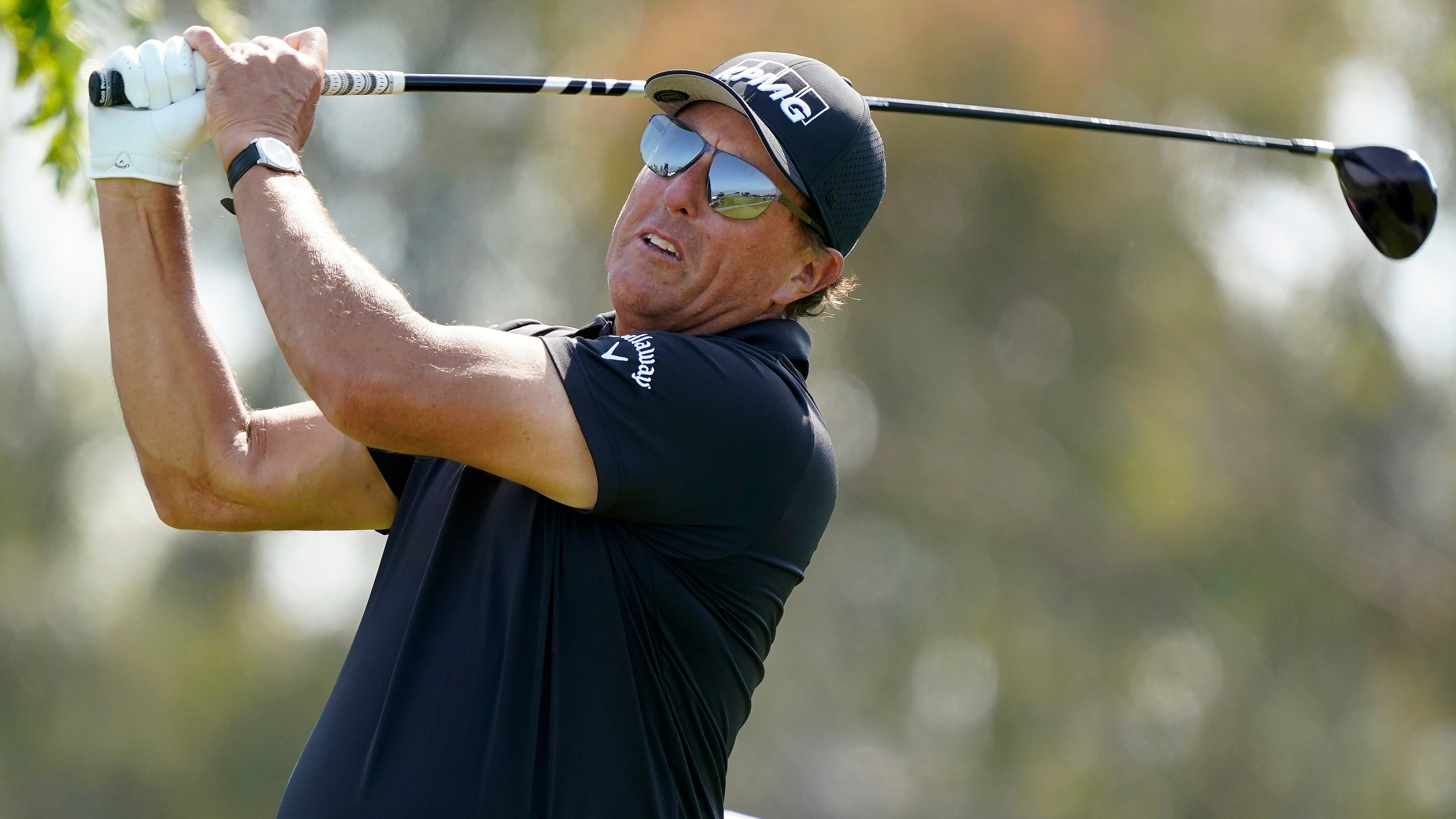 Phil Mickelson: U.S. Open Spectators' Cell Phone Cameras 'Didn't Do Me ...