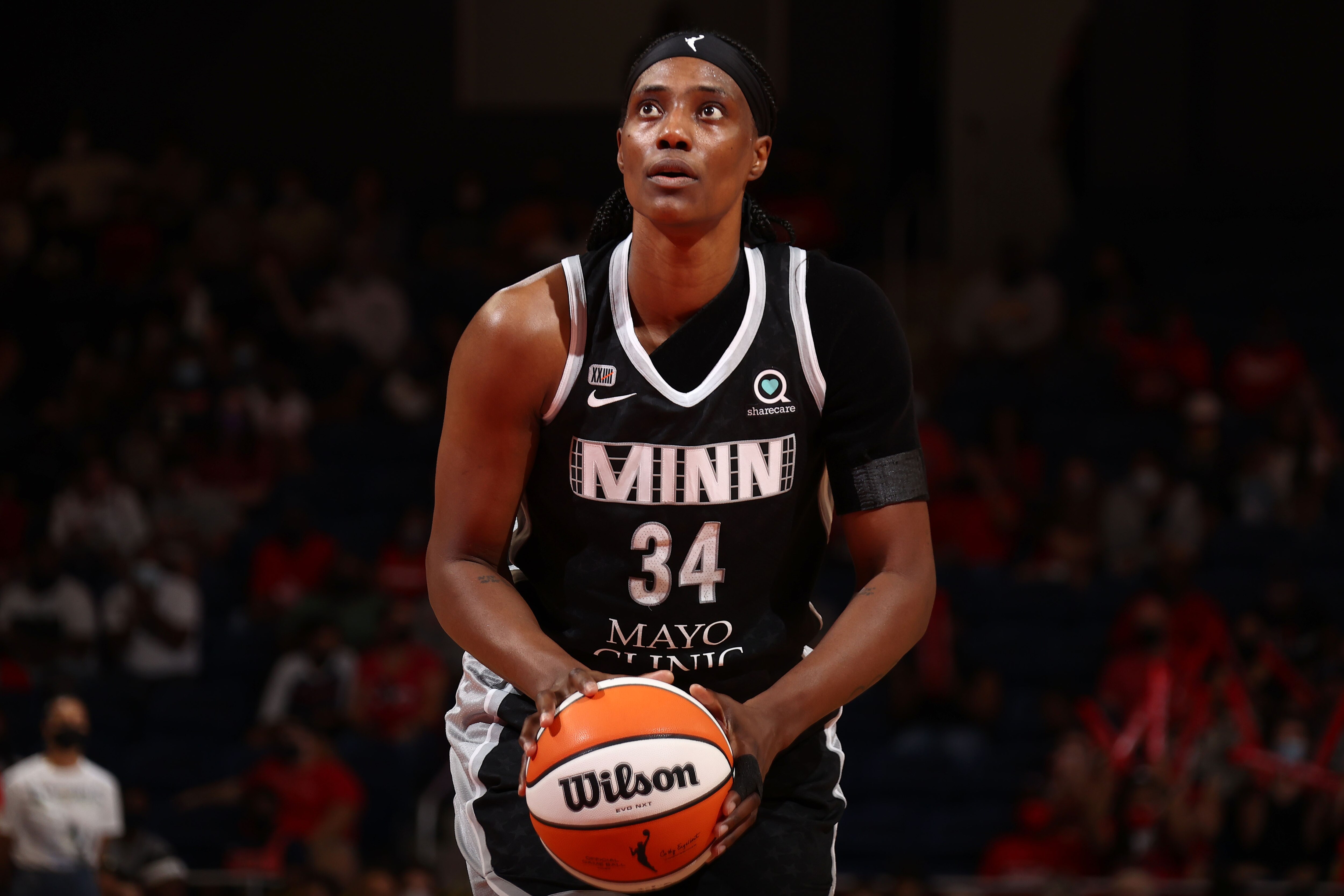 Lynx's Sylvia Fowles Wins WNBA Defensive Player of the Year Award for ...