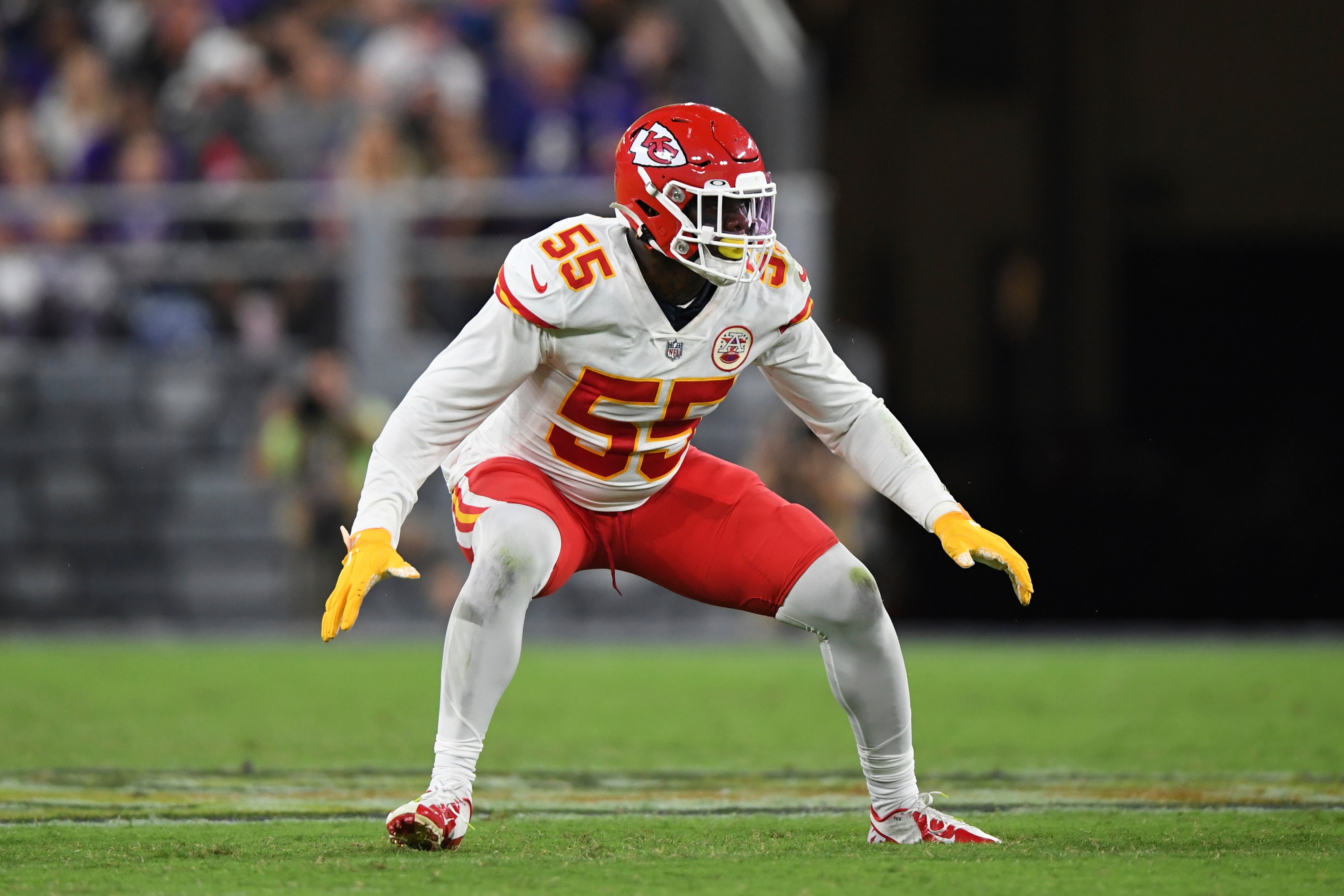 Chiefs' Frank Clark Charged With Possession of Assault Weapon in June ...