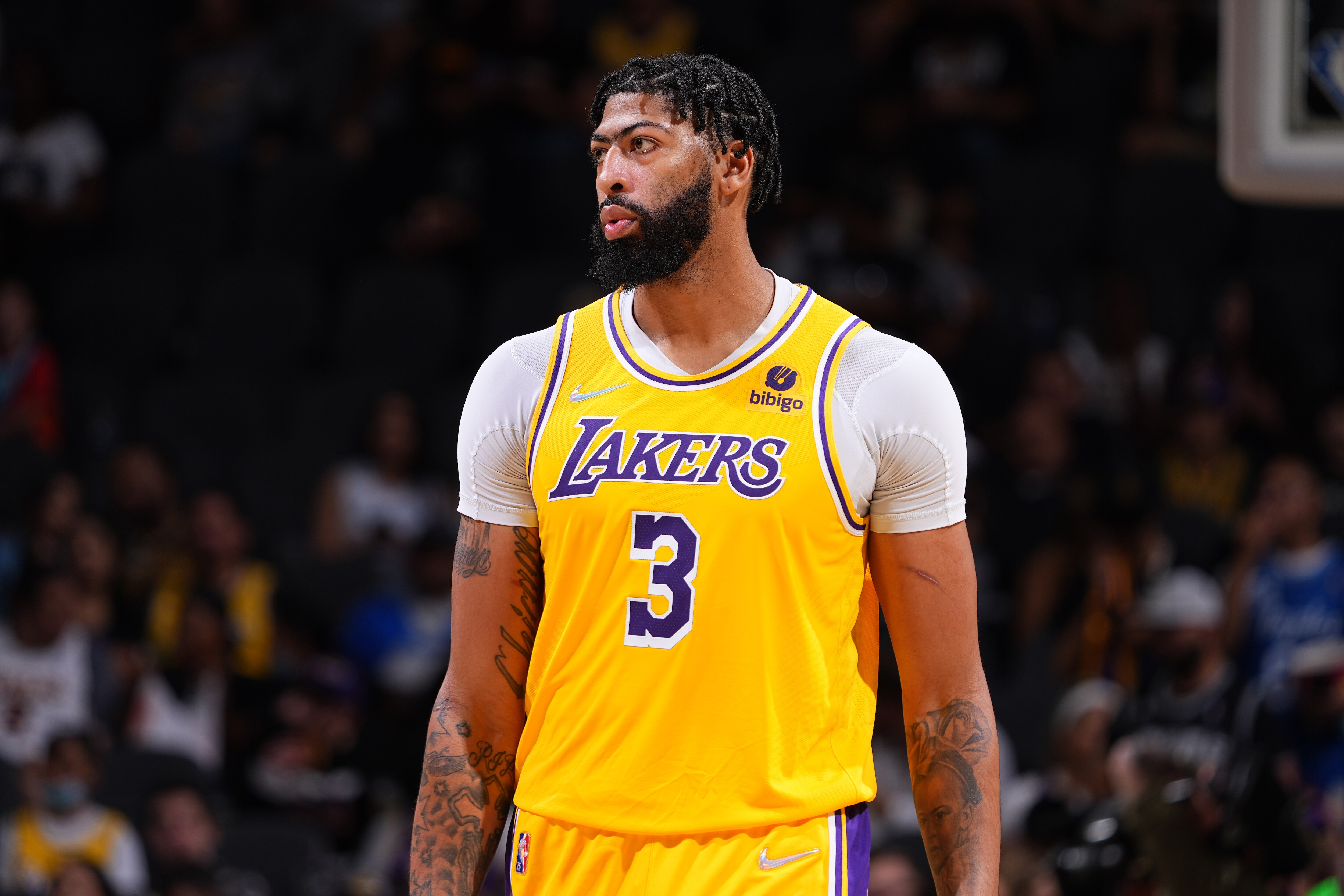Lakers' Anthony Davis Says Knee Injury Suffered vs. Spurs Was 'A Little ...