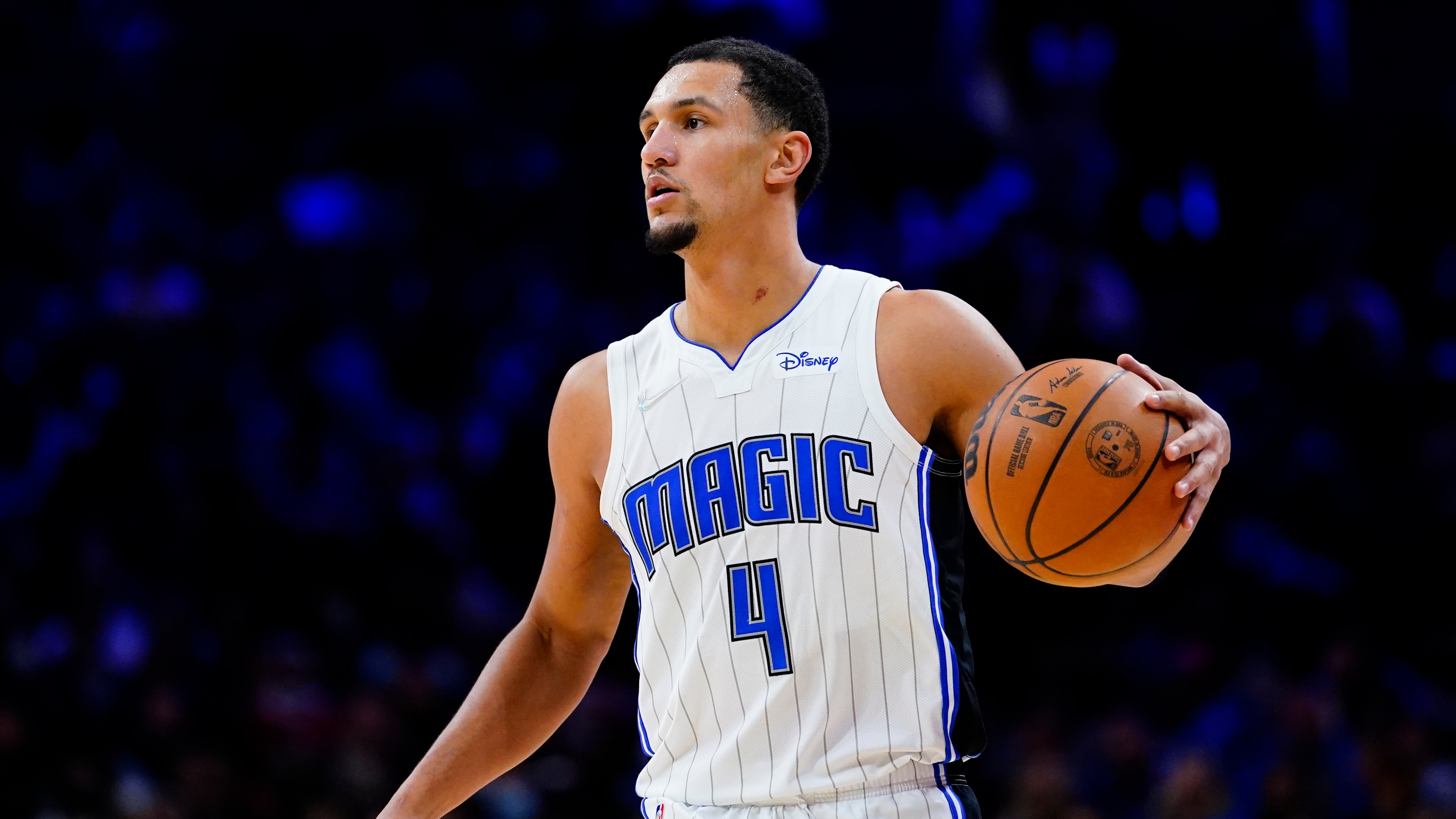 Magic's Jalen Suggs Won't Need Surgery on Thumb Injury; Reevaluation in ...