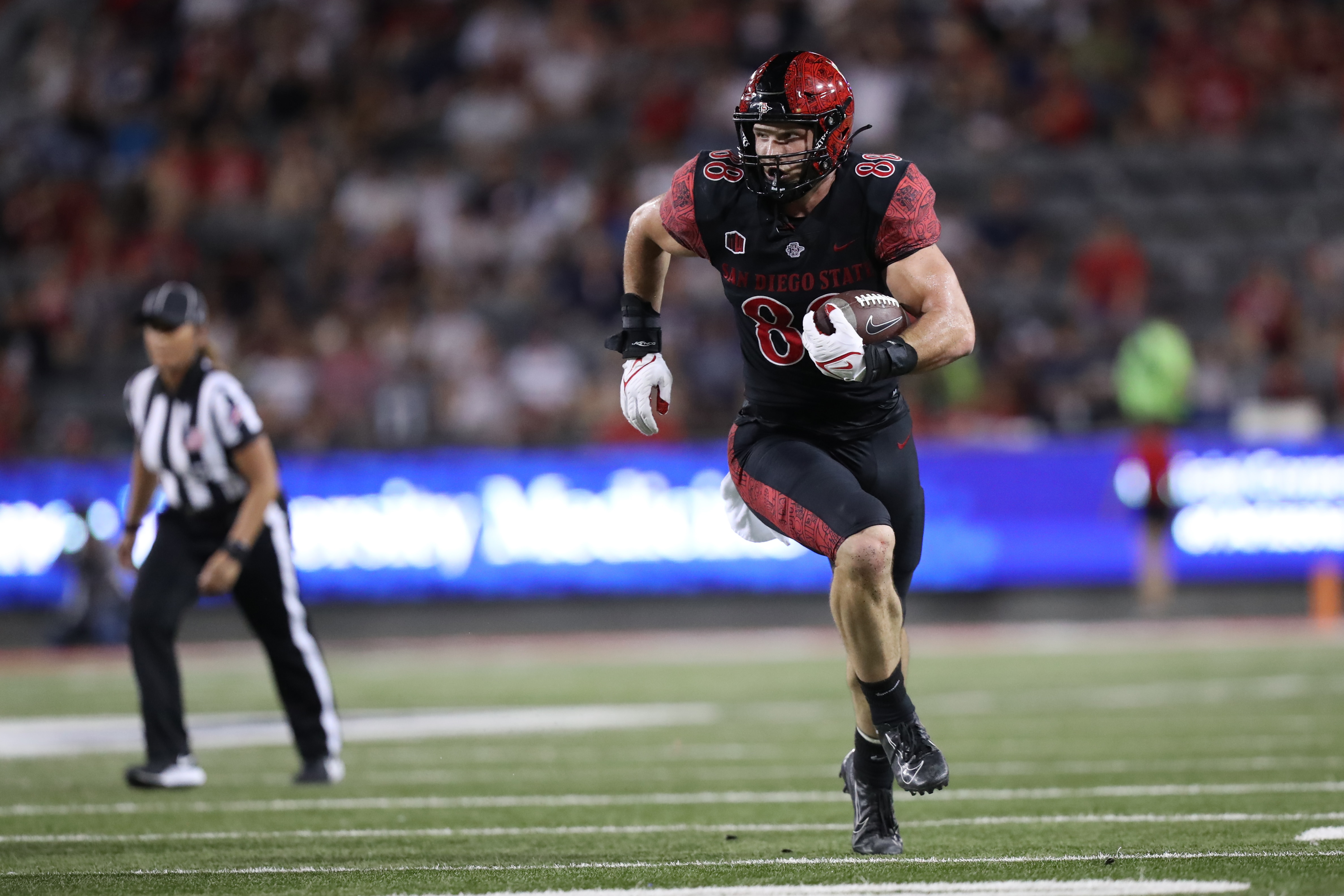Daniel Bellinger NFL Draft 2022: Scouting Report for San Diego State TE ...