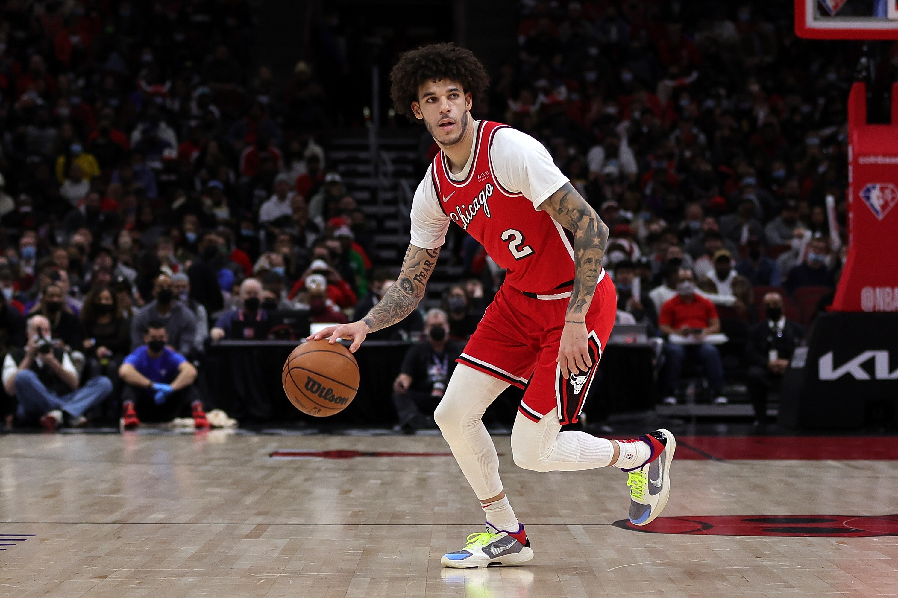 Lonzo Ball 'Perfect Complement' to Bulls Roster, President Michael ...