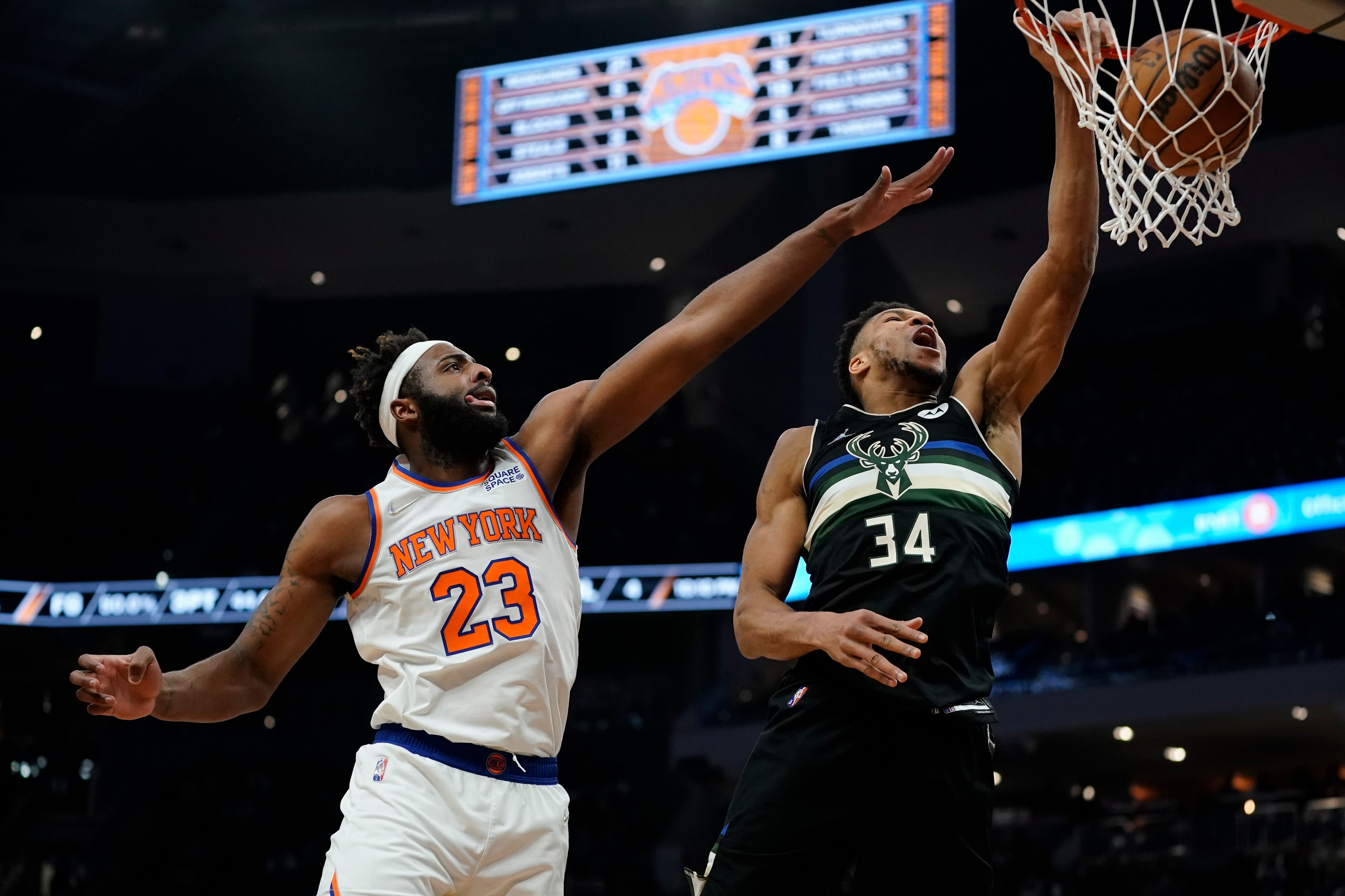 Giannis Dominates with 38 and 13 as Bucks Hand Knicks 3rd-Straight Loss ...