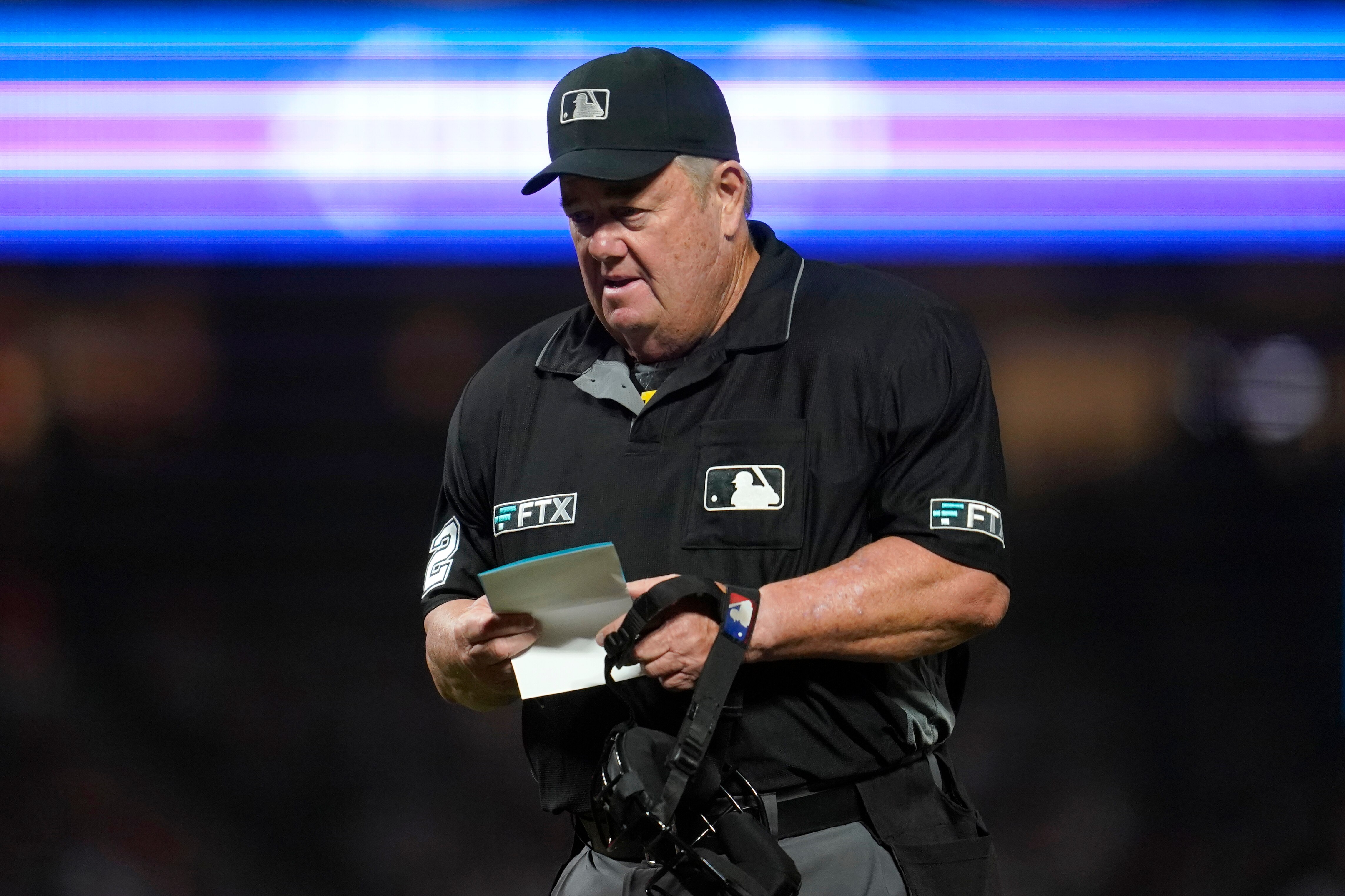 Joe West Retires from MLB After Umpiring All-Time Record 5,460 Regular ...