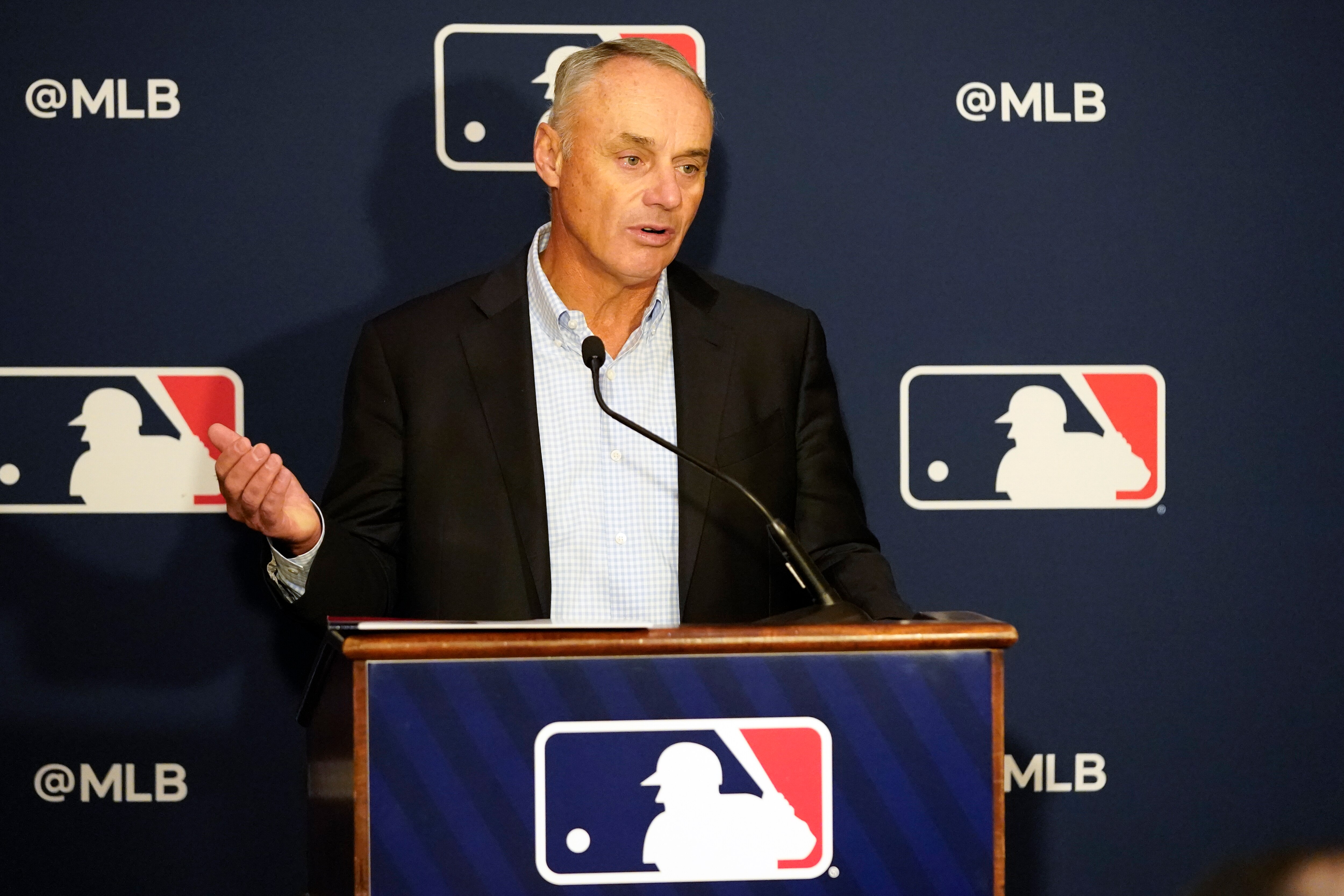 MLB Rumors: MLBPA, Owners 'Far' From Agreement in CBA Talks Ahead of ...