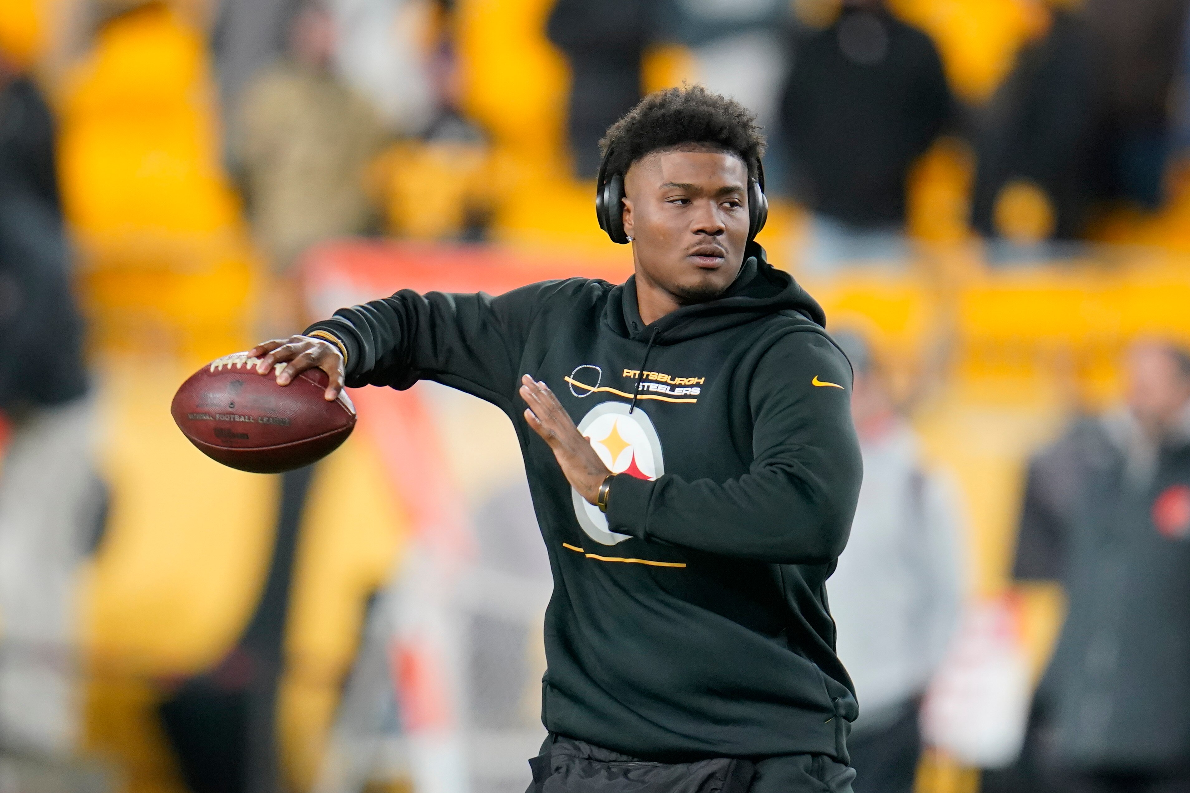 Dwayne Haskins' Wife Kalabrya Says QB 'Will Forever Rest and Remain in ...