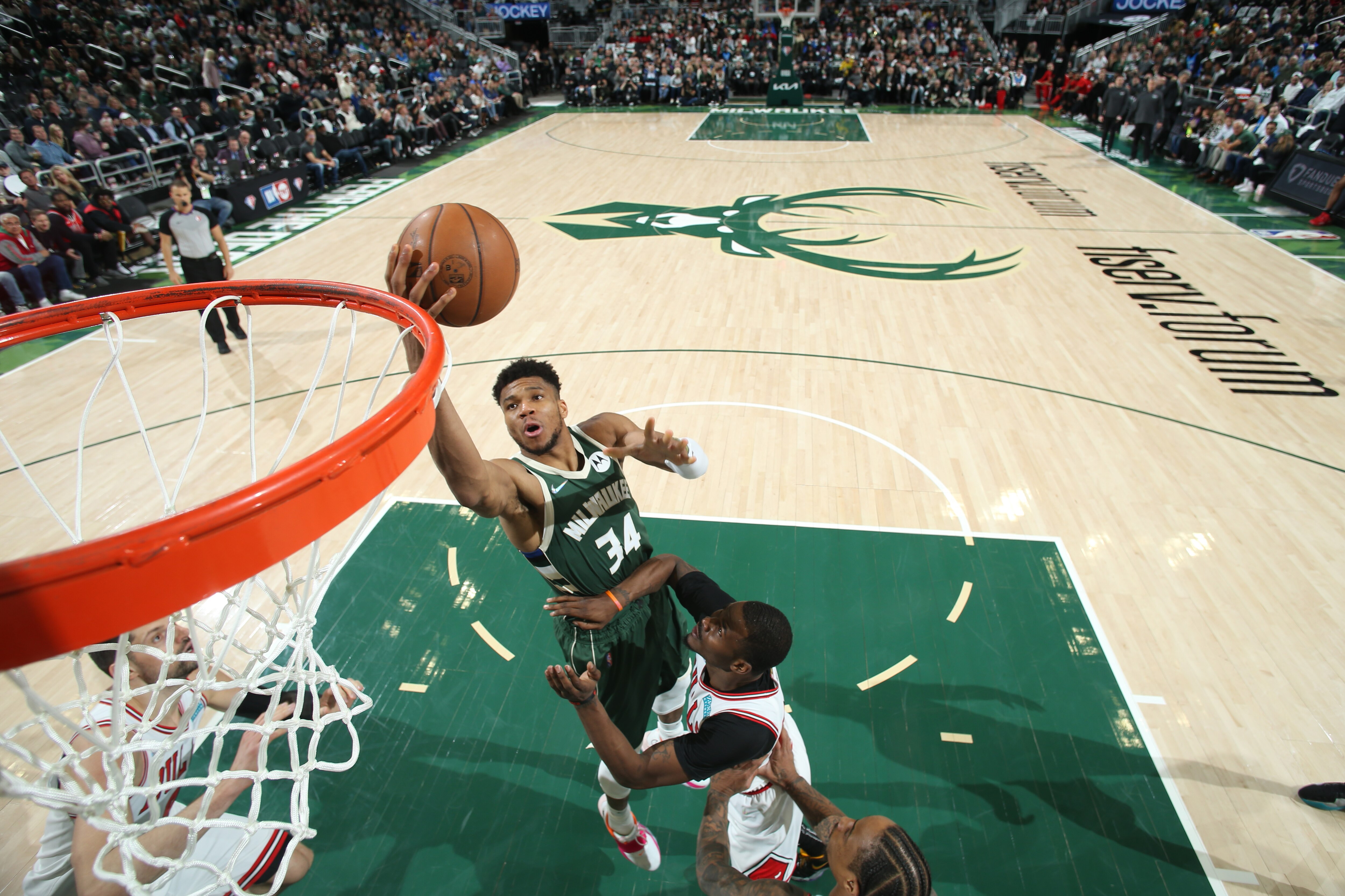 Giannis' Game 5 Dominance vs. Bulls Proves Bucks Should Be Repeat Title ...