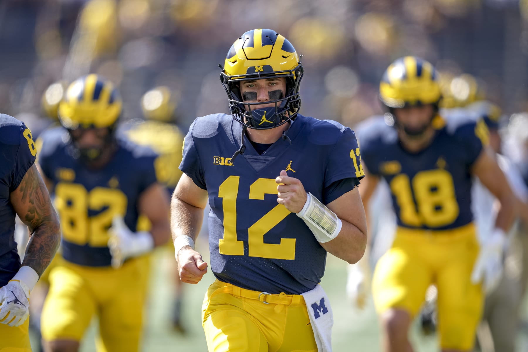 Michigan QB Cade McNamara Says He Wasn't Expecting to Split Starts with J.J. McCarthy | News ...