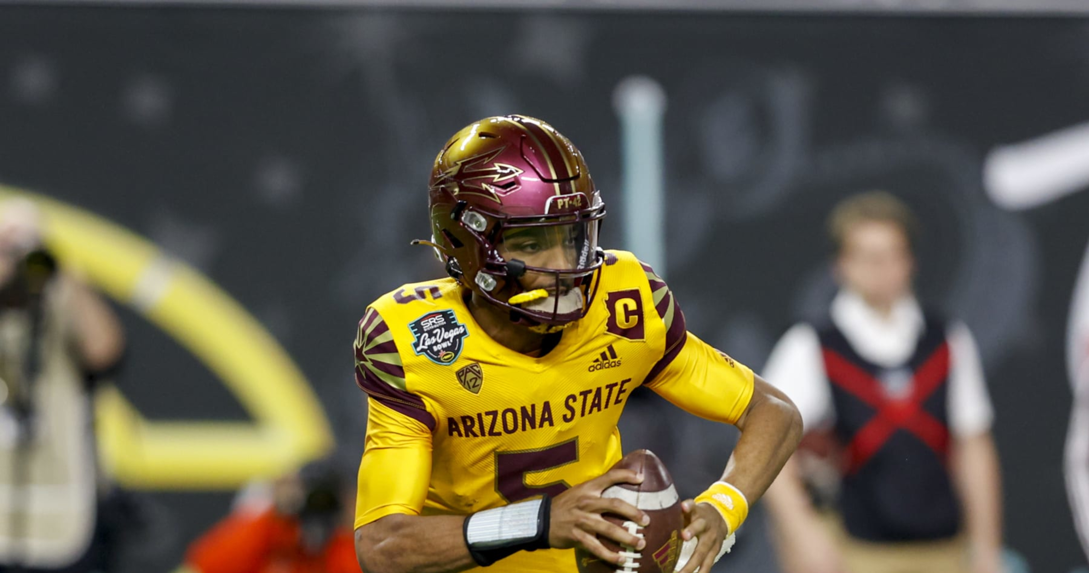 Report: Jayden Daniels to Start at QB for LSU in Opener vs. FSU | News ... Report: Jayden Daniels to Start at QB for LSU in Opener vs. FSU | News ...