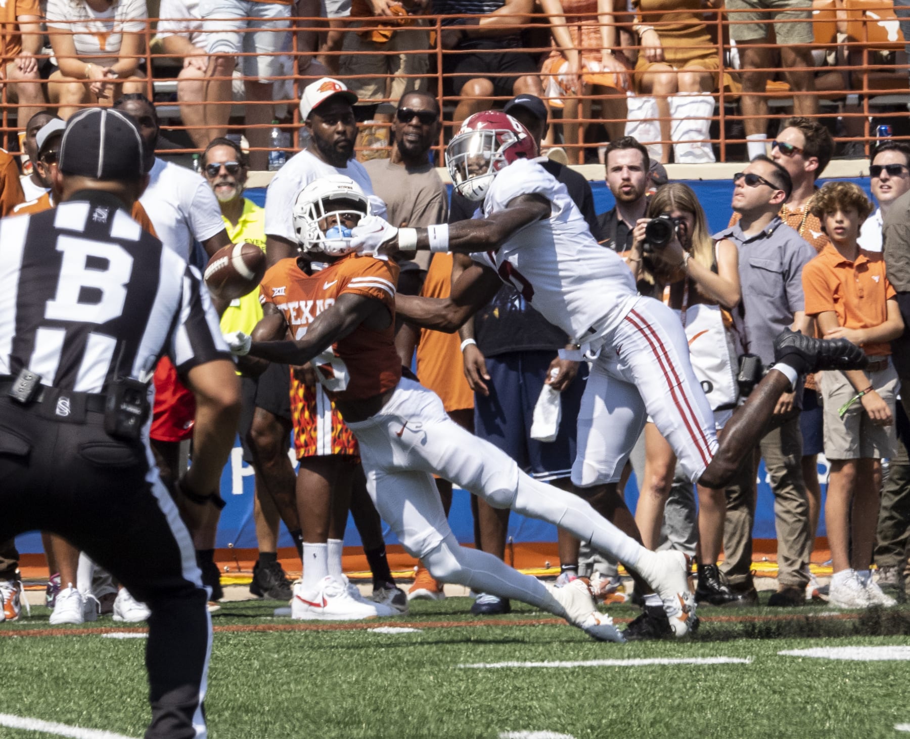 Referees Blasted by Experts, Fans on Twitter After Texas' Loss to No. 1 ...