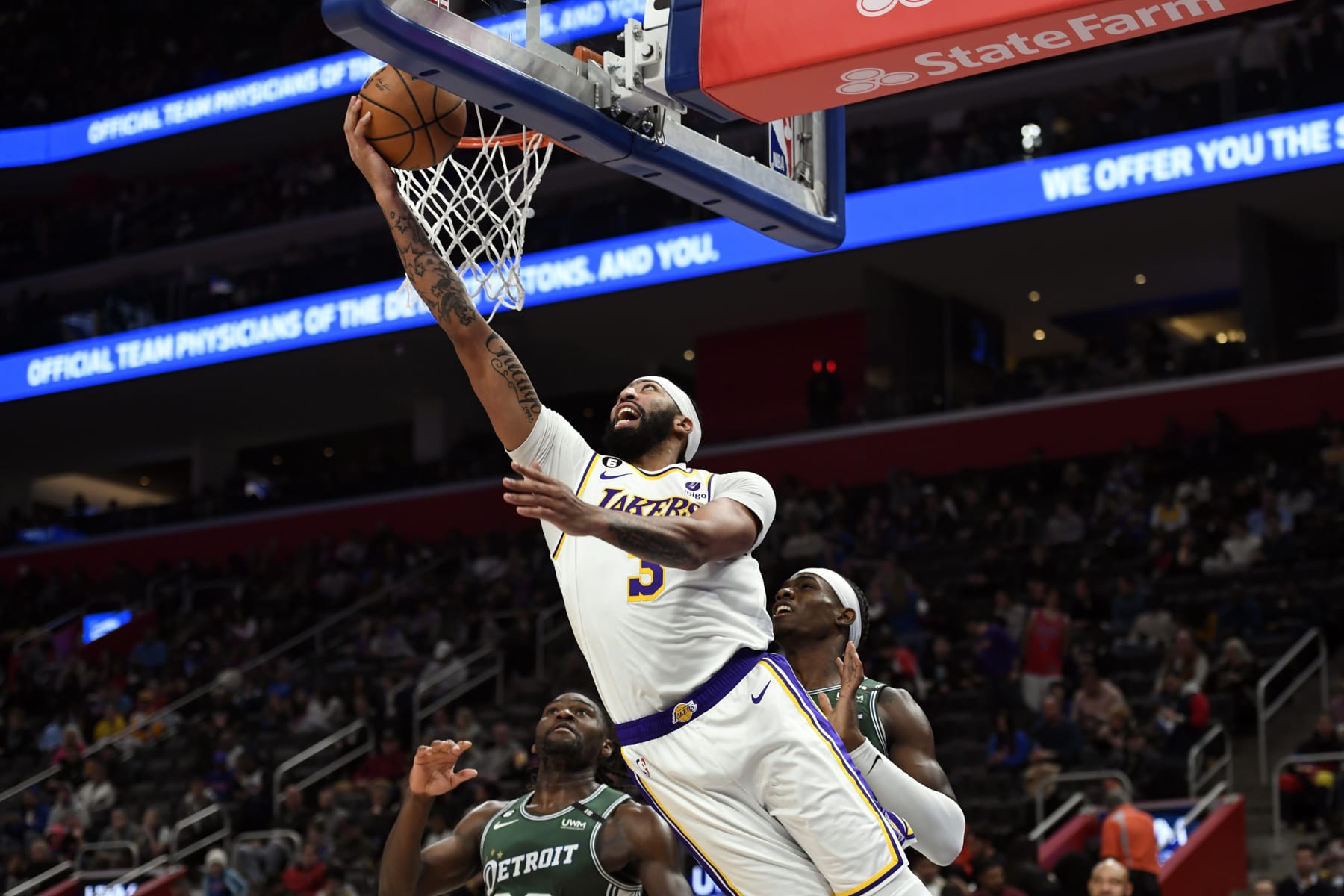 Lakers Rumors: Anthony Davis to 'Ramp Up' Injury Rehab, Still Weeks ...