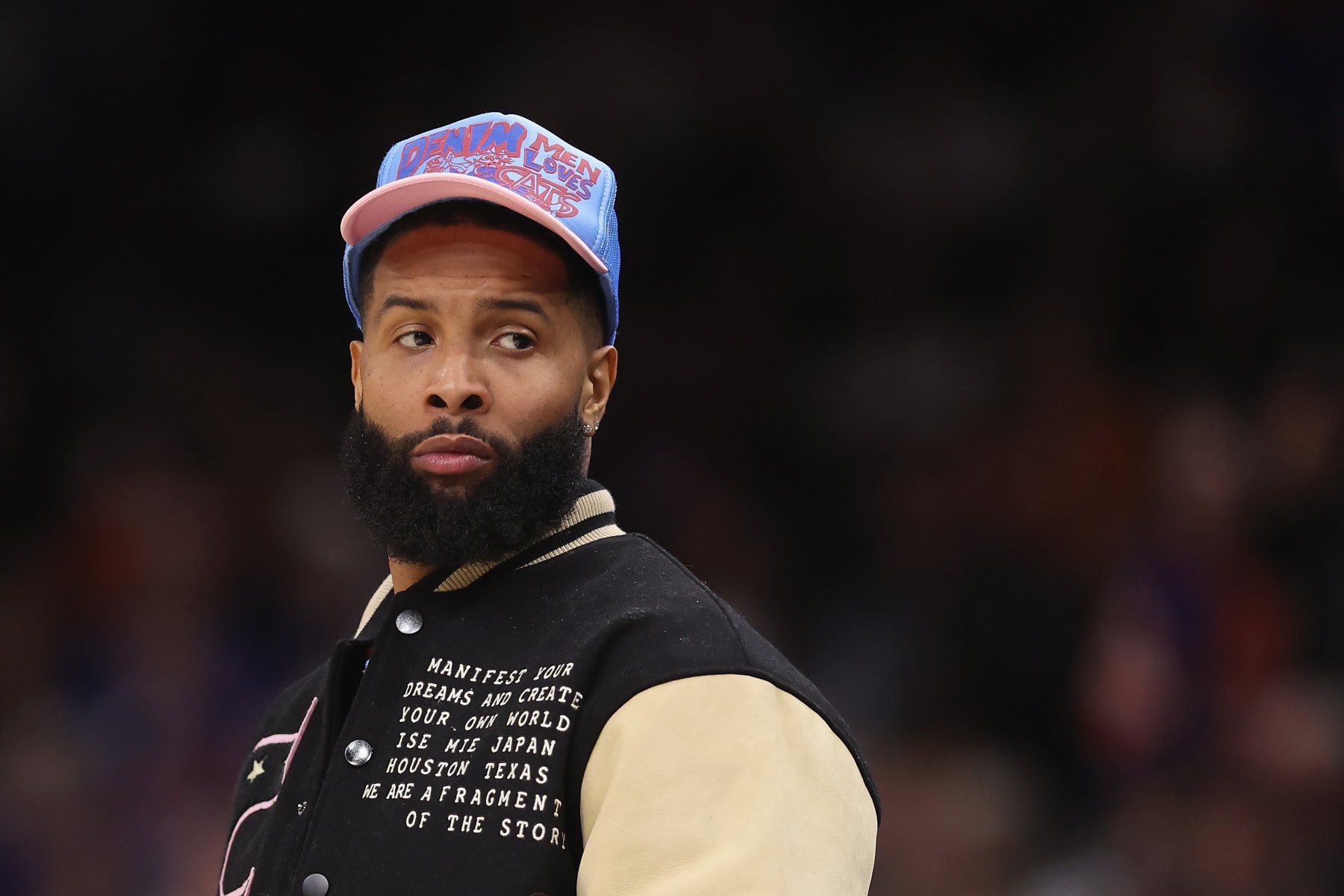 Video Shows Odell Beckham Jr. Being Escorted Off Plane by Police in ... Video Shows Odell Beckham Jr. Being Escorted Off Plane by Police in ...