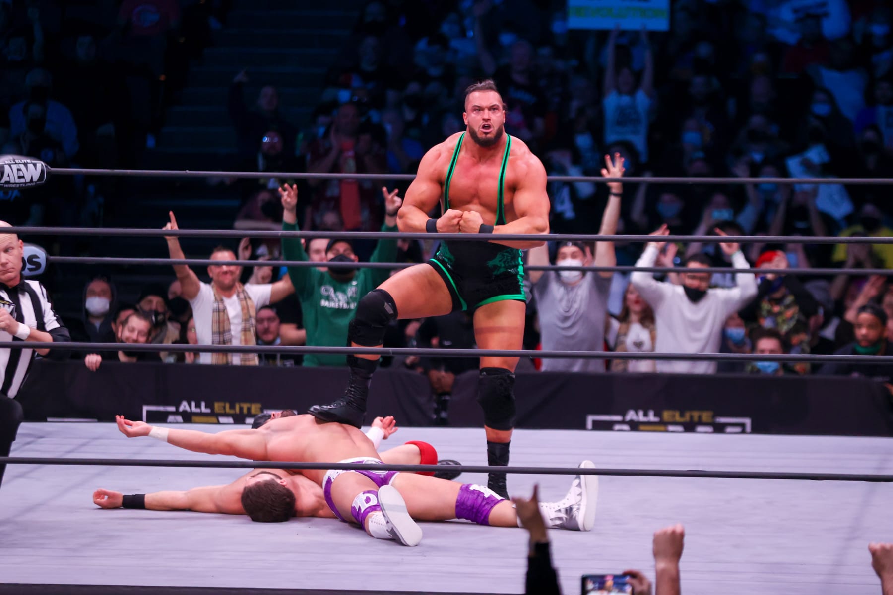 Wardlow Defeats Samoa Joe, Wins TNT Title at AEW Revolution 2023 | News, Scores, Highlights ...