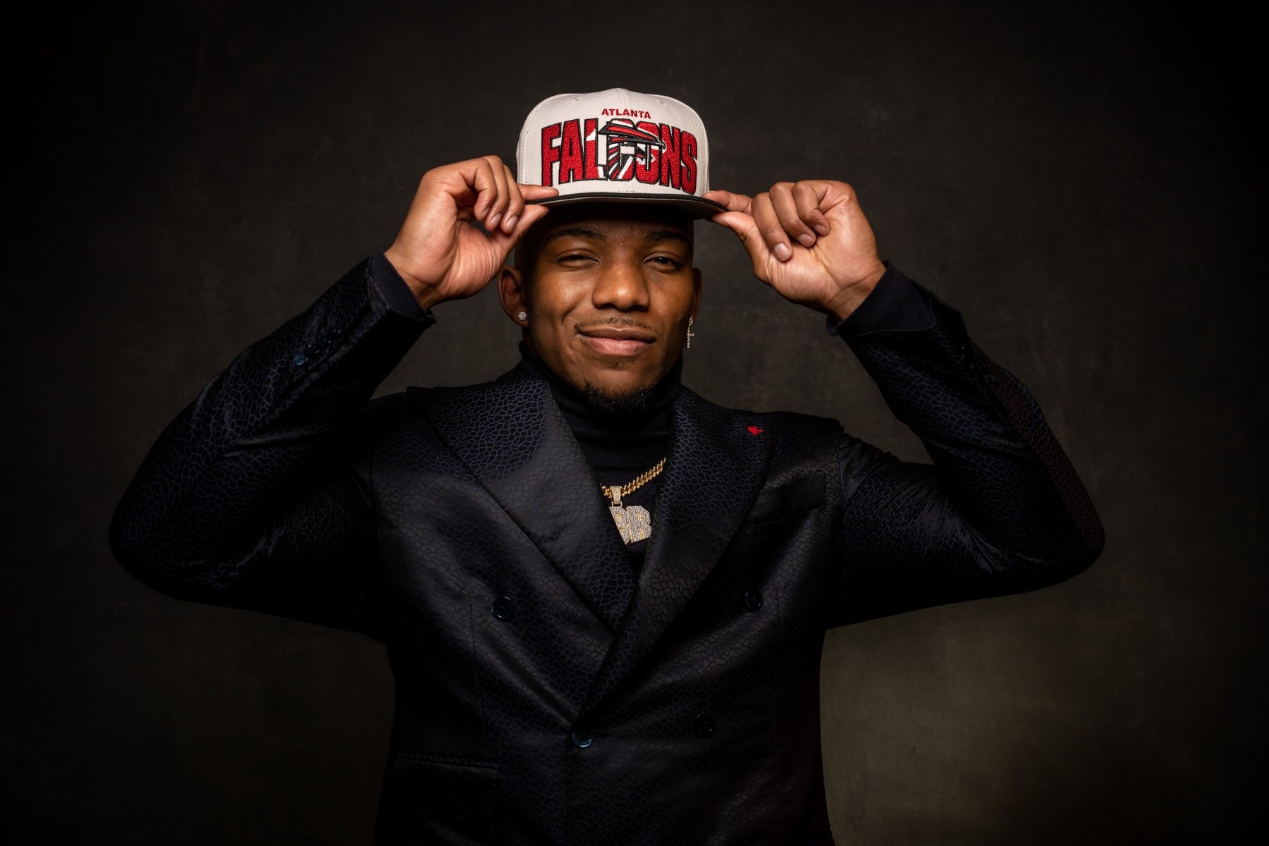 Bijan Robinson Played 'Everywhere' in 1st Falcons Practice; Spent Time ...