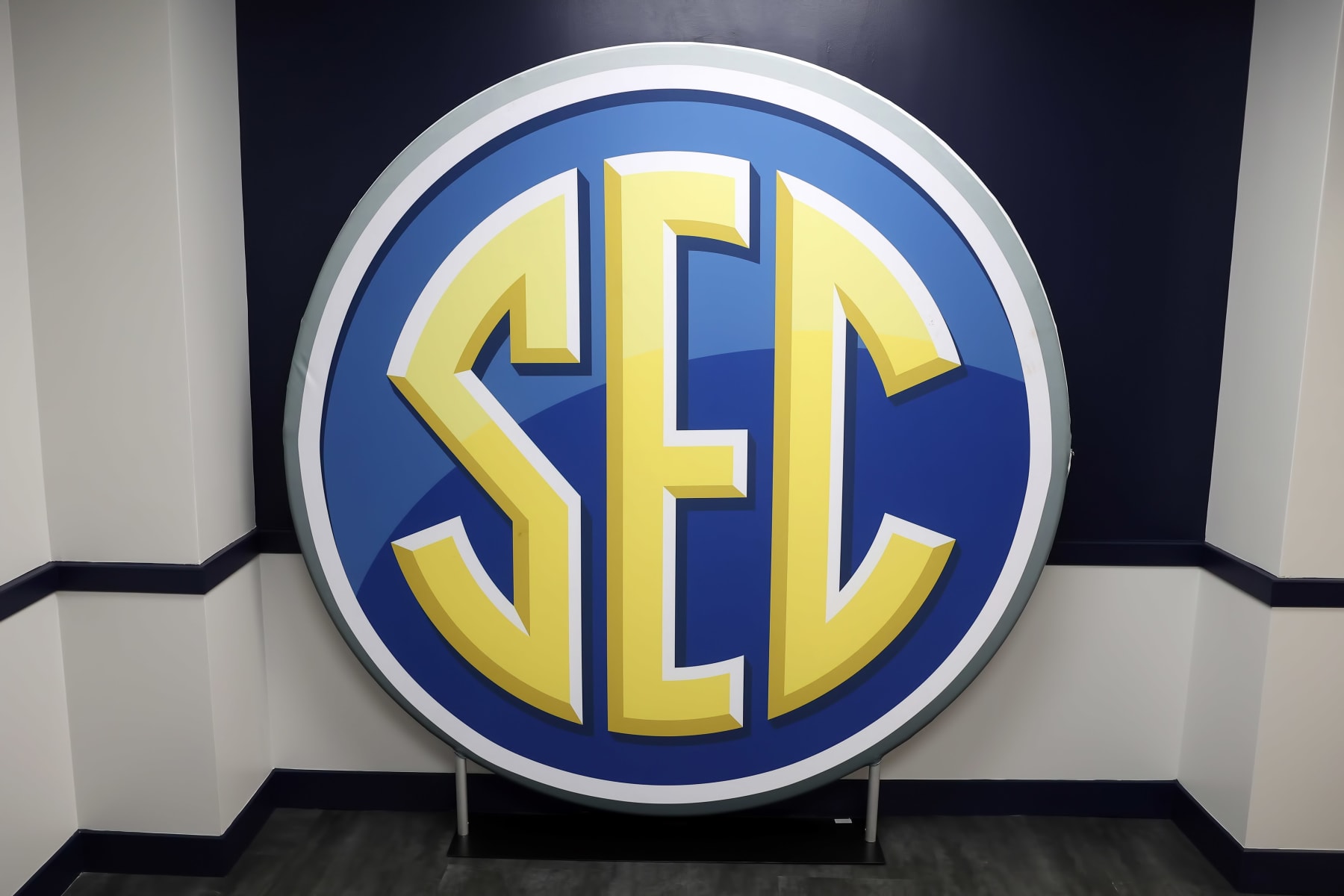 SEC Presidents Approve Plan to Increase Fines for Fans Storming Field ...