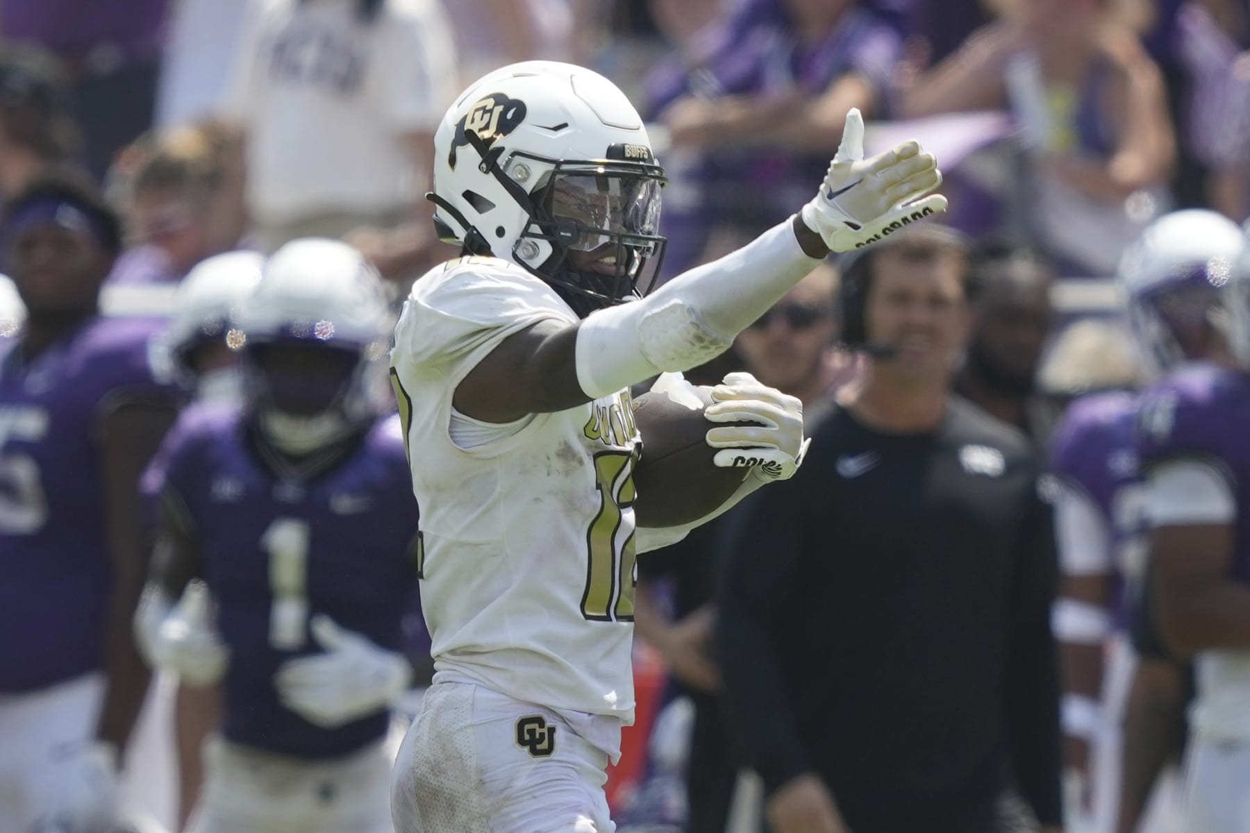 Colorado's Travis Hunter on Role: 'Being off the Field on the Sideline ...