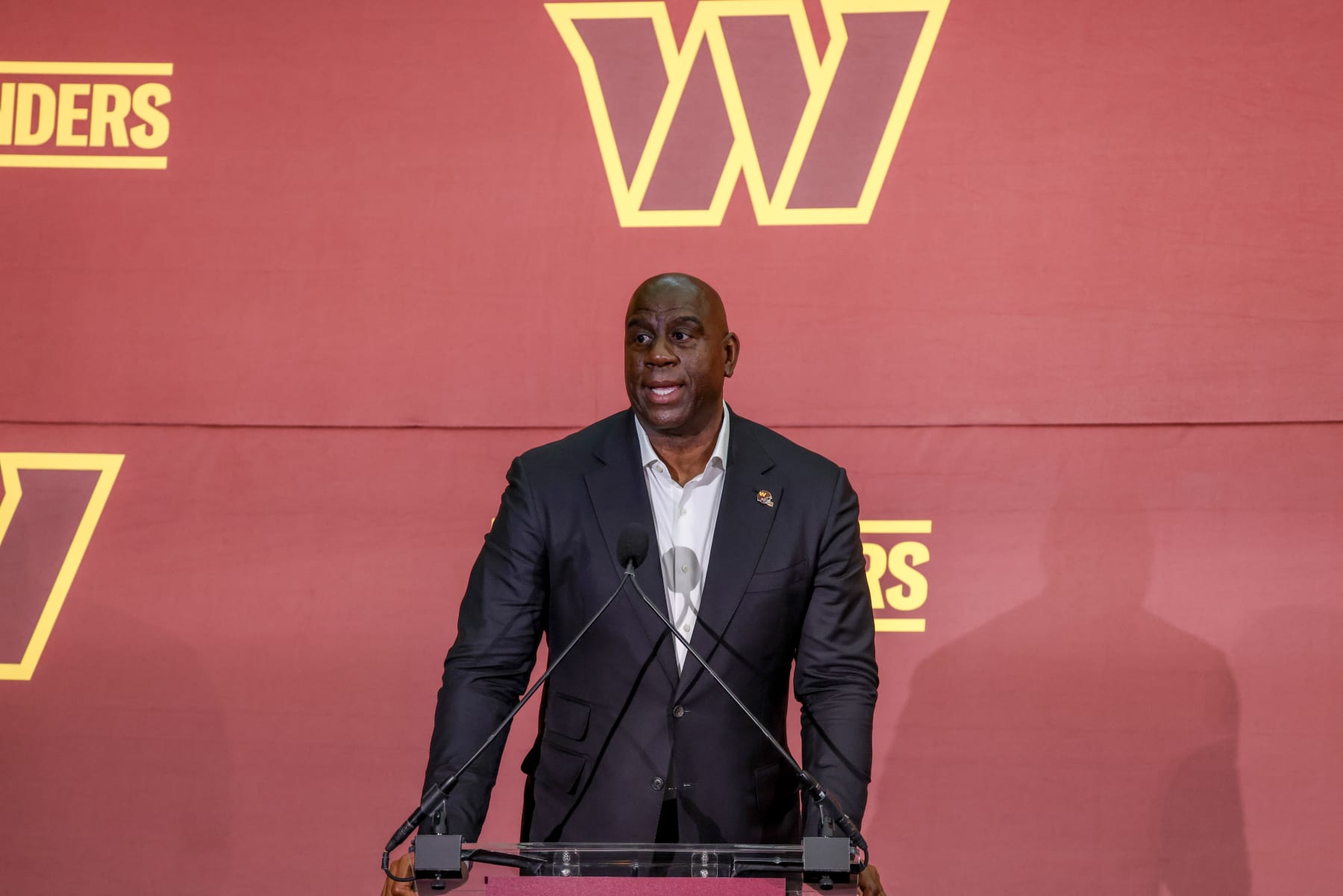 Sam Howell Says Magic Johnson Spoke to Commanders Ahead of Week 1: 'So ...