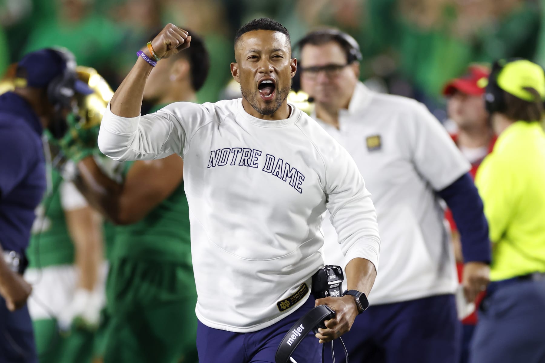 Notre Dame's Marcus Freeman Explains Only Having 10 Players for OSU's ...