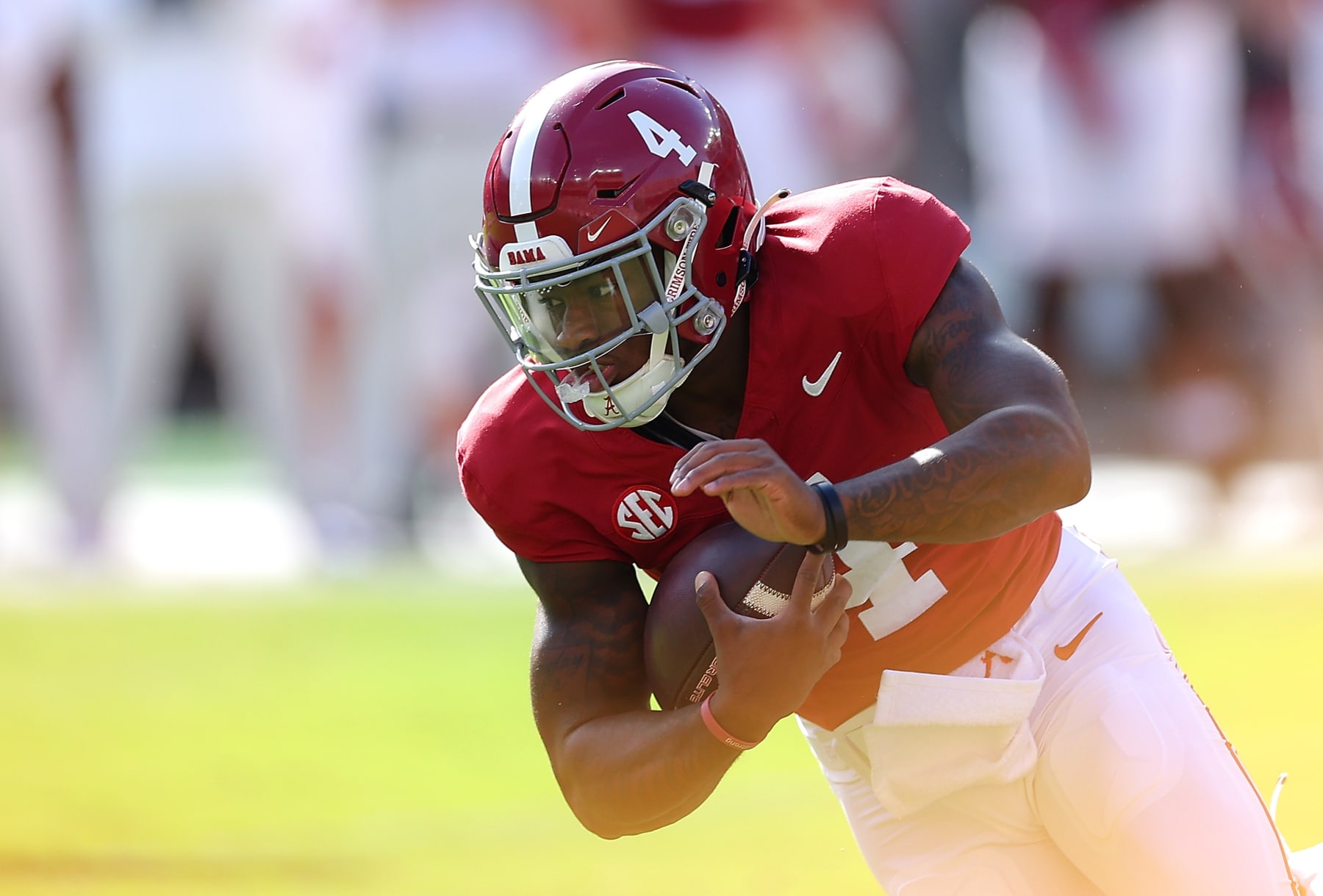 Jalen Milroe Praised for Stellar 2nd Half as No. 11 Alabama Rallies ...