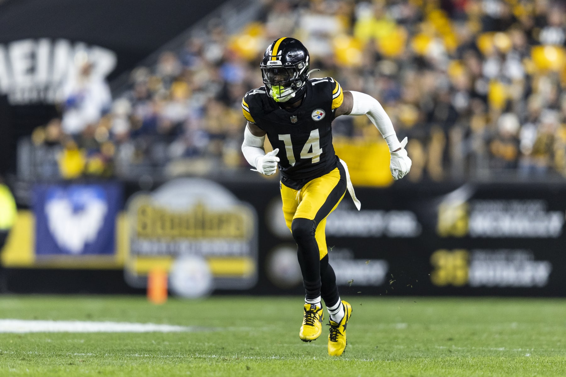 Steelers' George Pickens Says He's Not Upset With Team amid Lack of ...