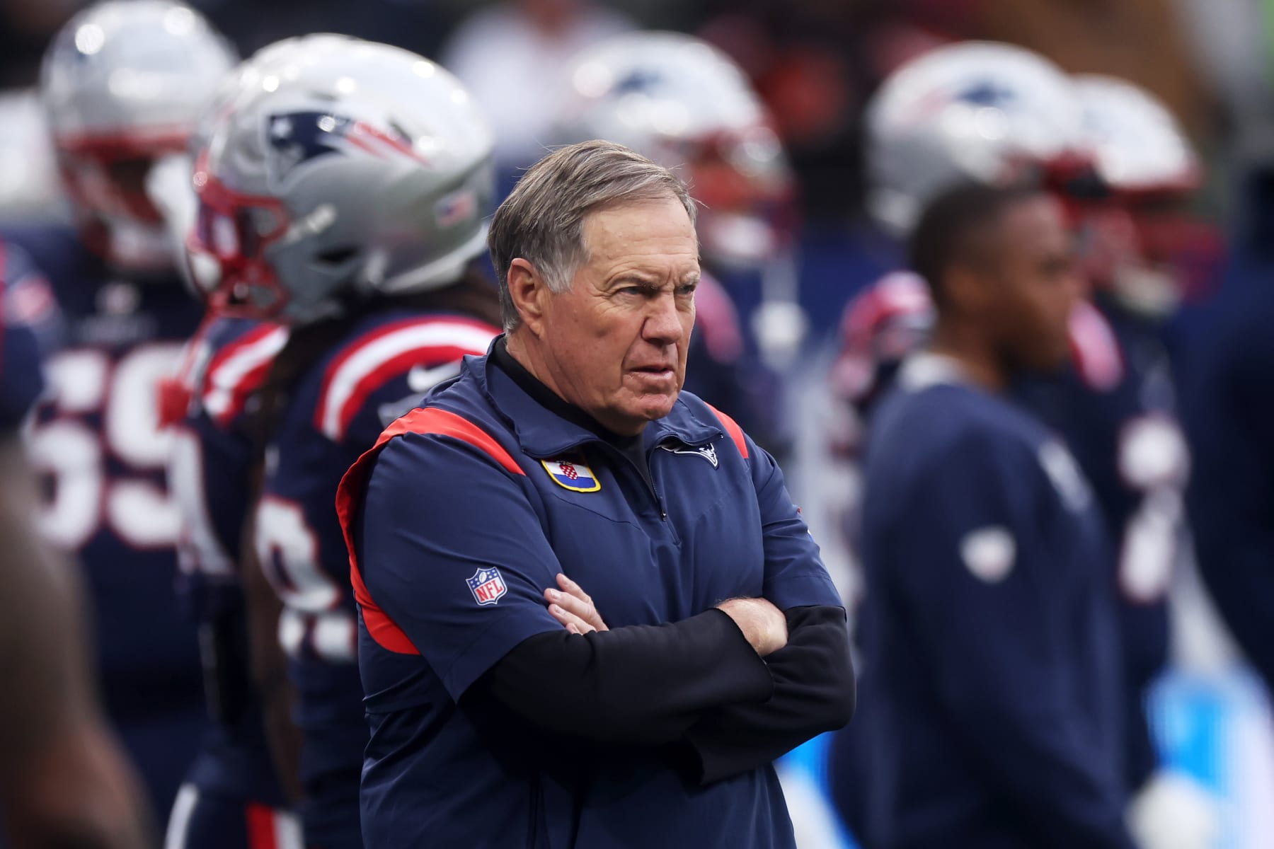 NFL Exec Calls Out Belichick: 'An Issue' Patriots HC 'Obviously ...