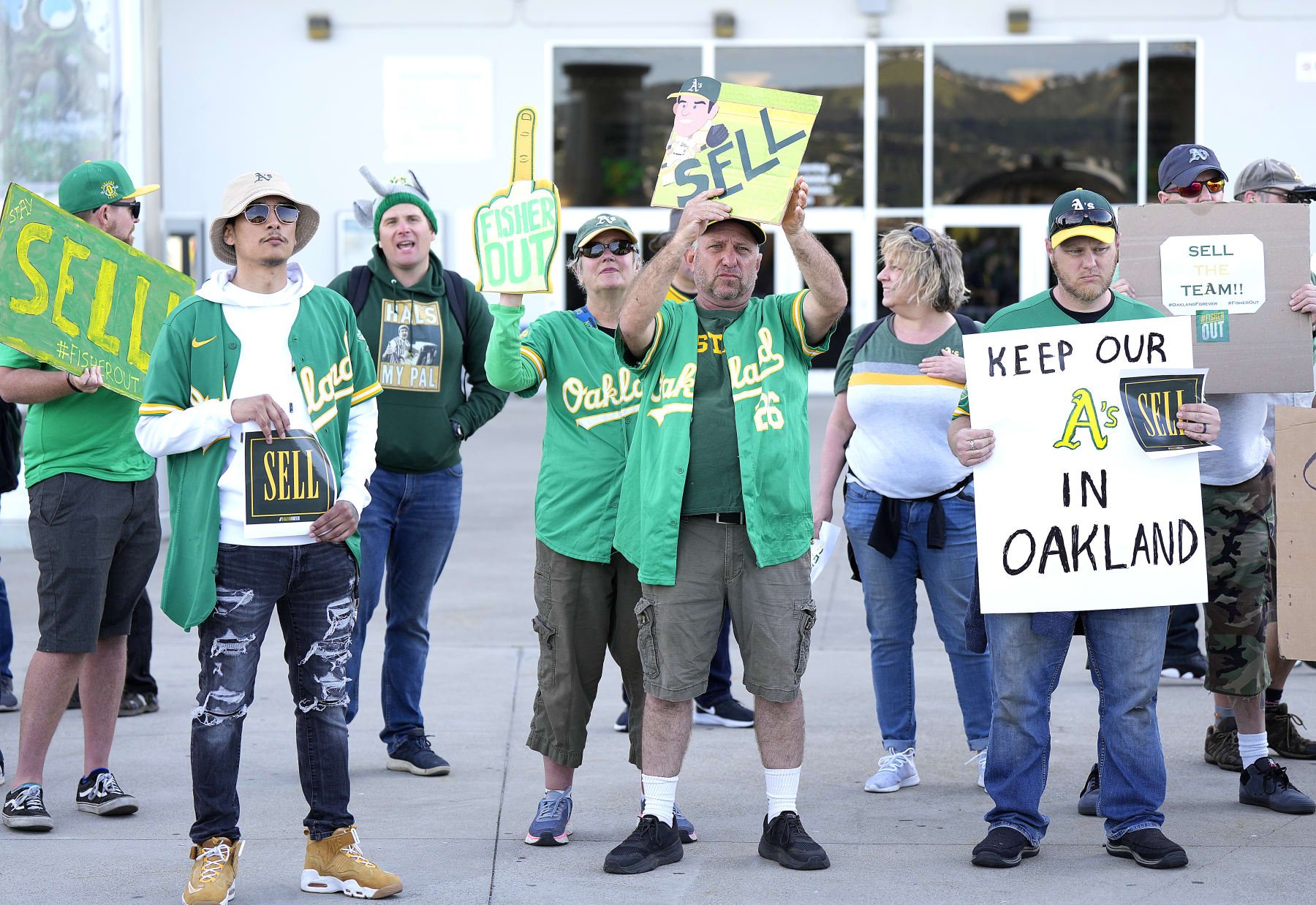 MLB Rumors: Oakland A's Move to Las Vegas Approved by MLB Owners After ...