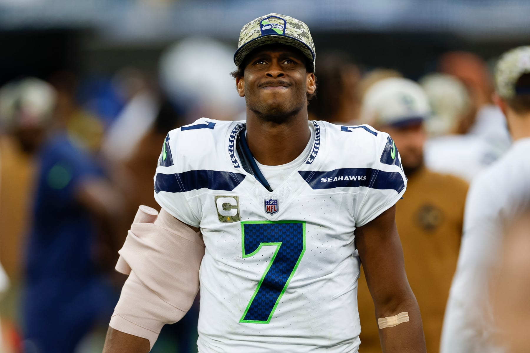 Seahawks' Geno Smith Expected to Play vs. 49ers Amid Injury; Kenneth ...