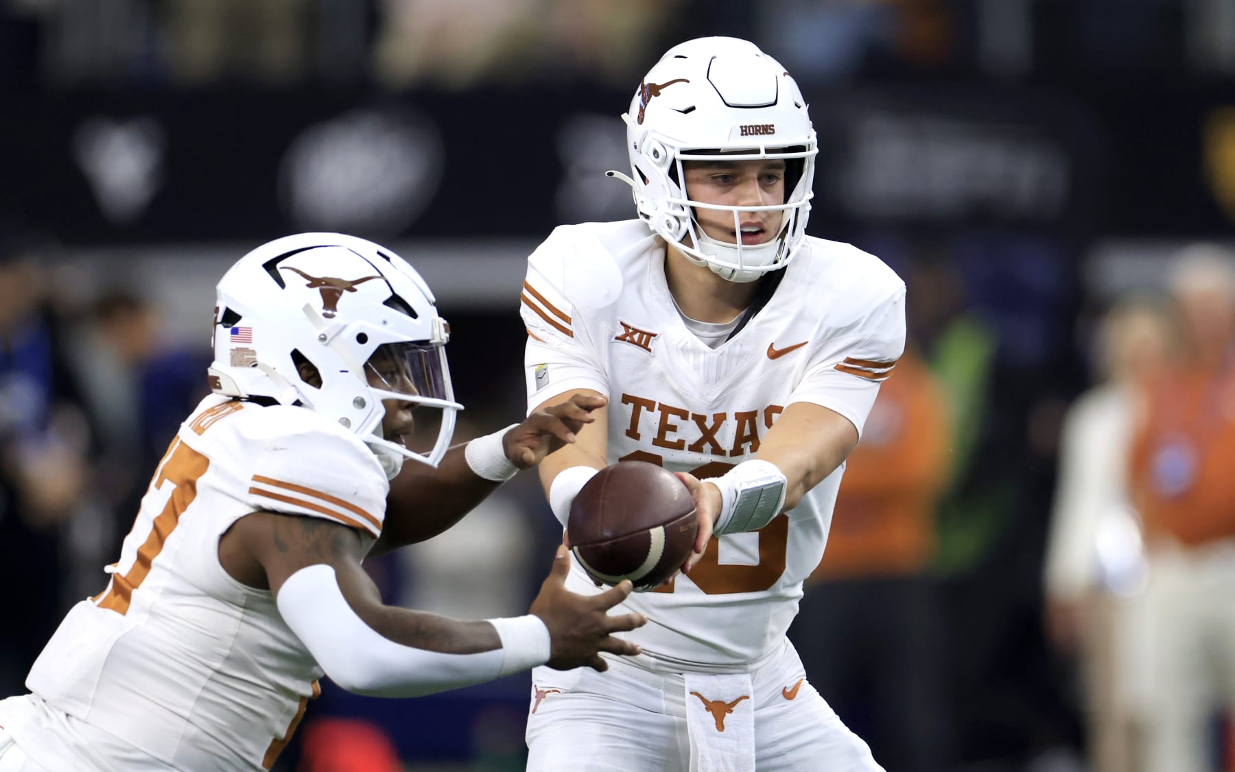 Report: Texas' Arch Manning Has Added 15 Pounds of Muscle, Can Run ...
