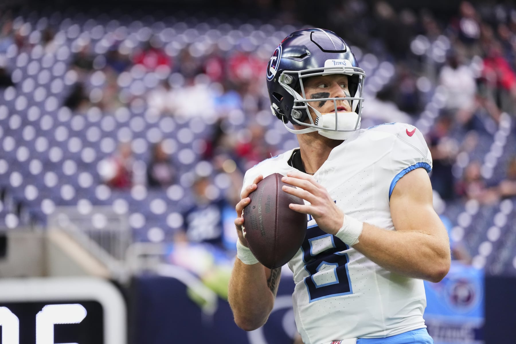 Will Levis Injury Has NFL Fans Concerned as C.J. Stroud Shines as ...