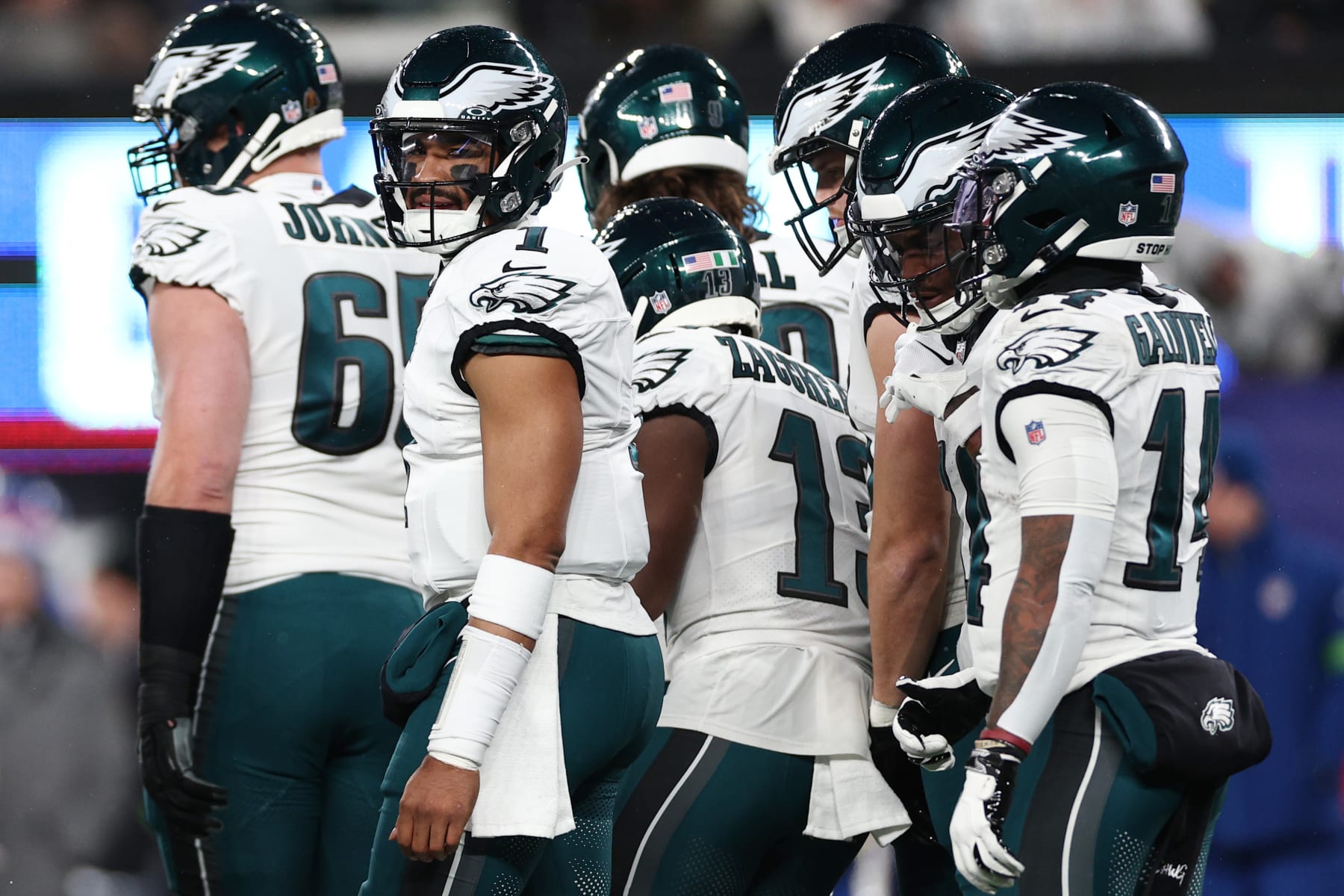 Eagles Blasted by NFL Fans for Late-Season Collapse After Blowout Loss ...