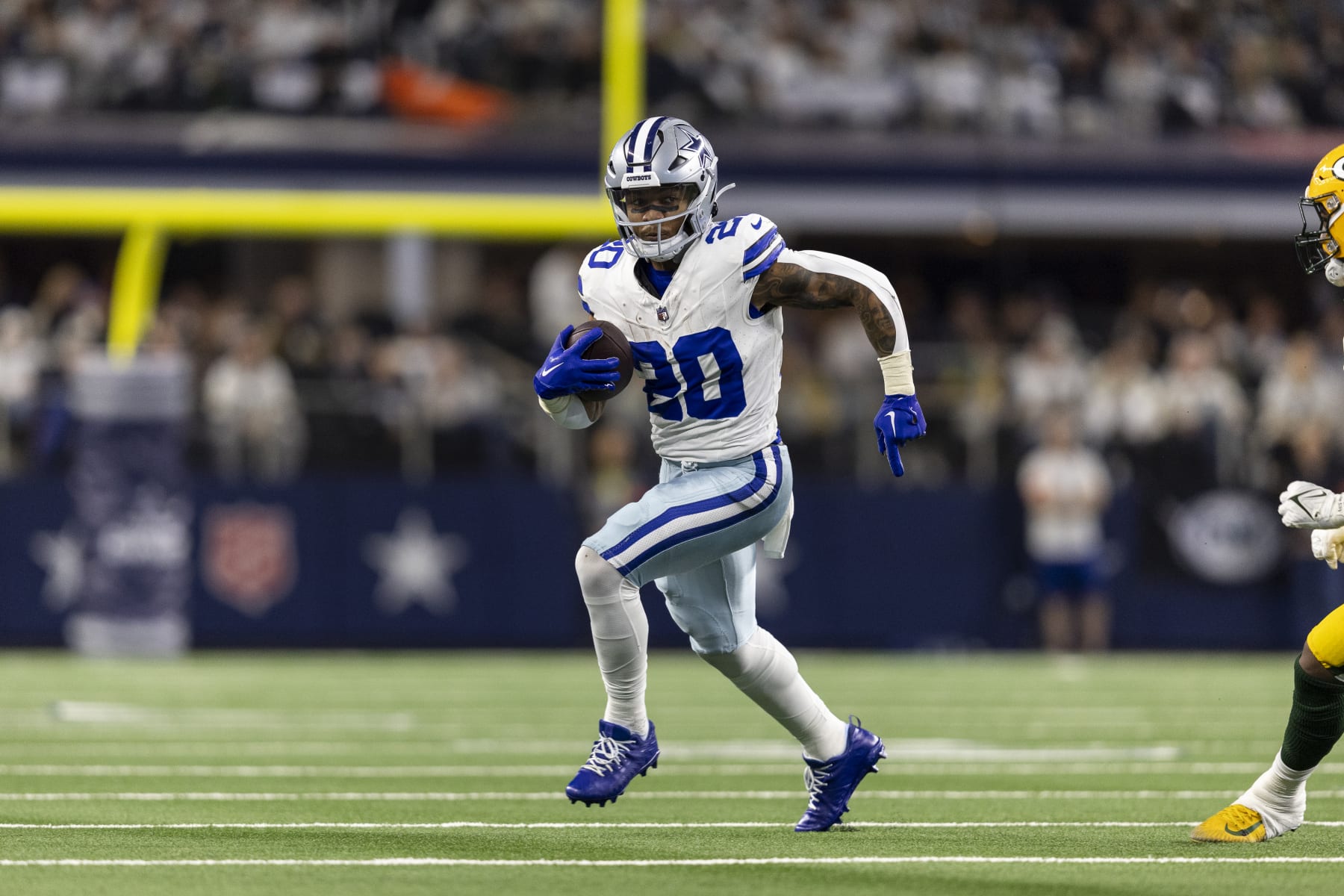 Video: Cowboys' Tony Pollard Learns Commanders Hired Dan Quinn as HC ...