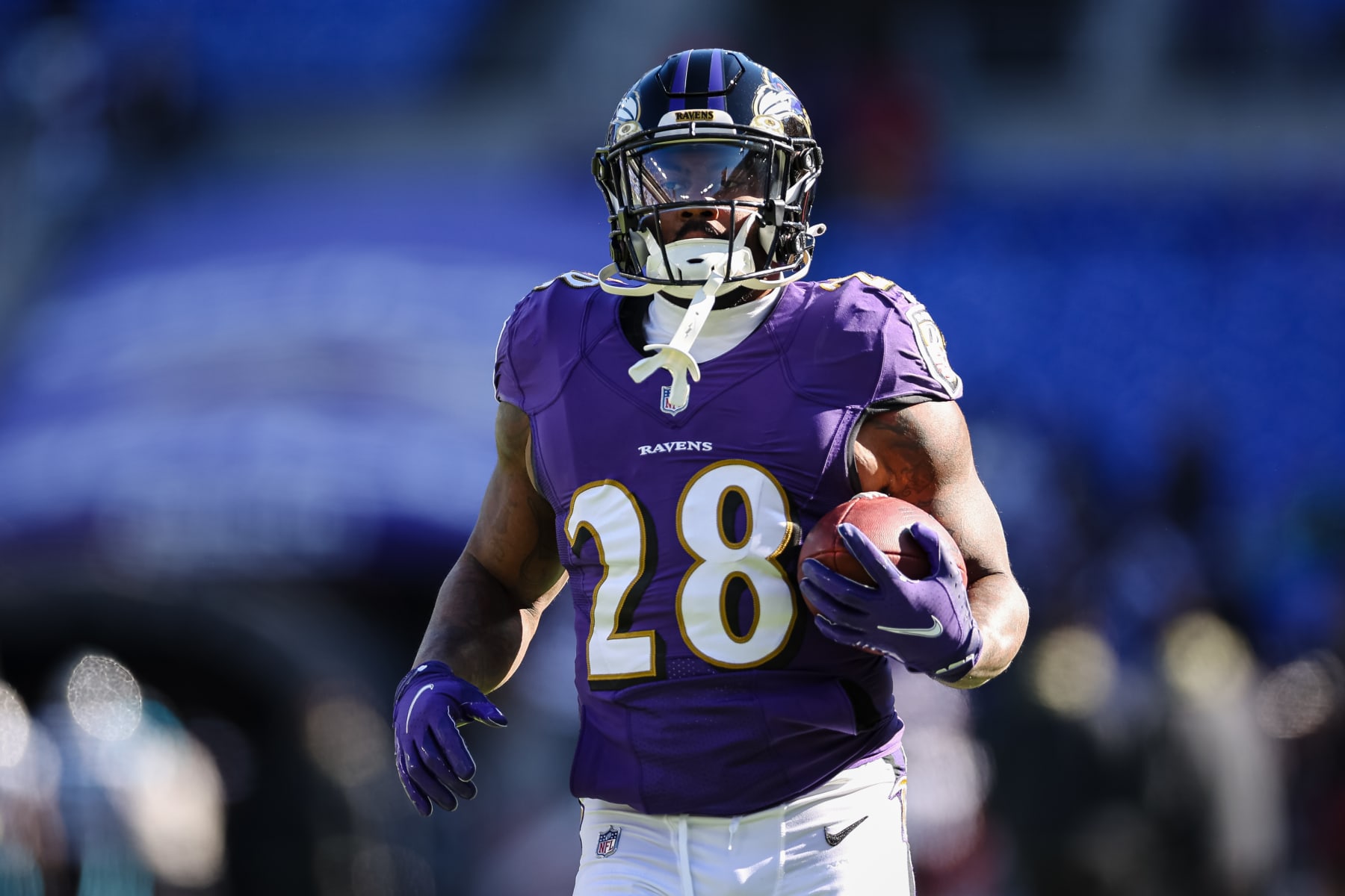 Mike Davis Retires from NFL After 8 Seasons with Panthers, Falcons ...