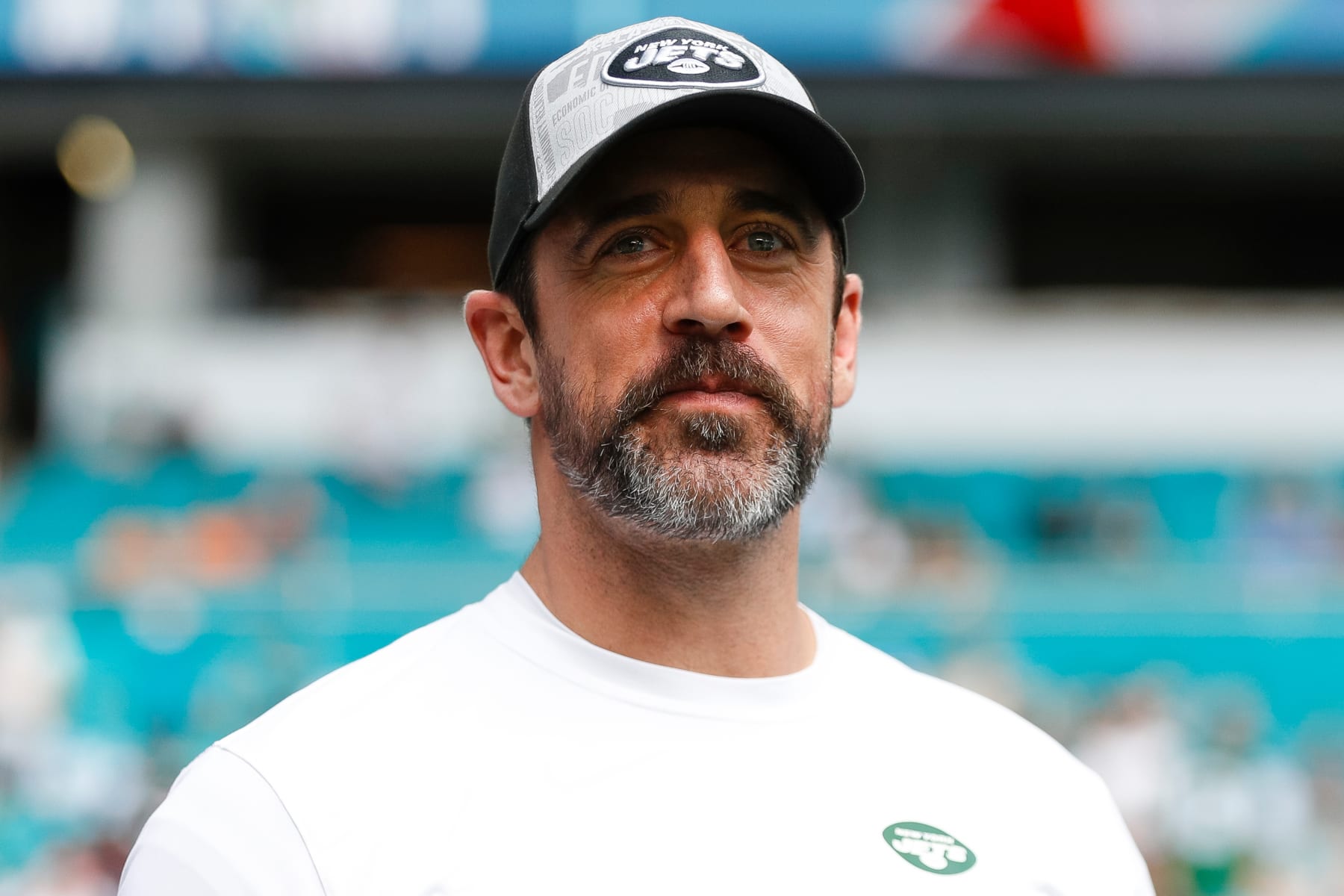 NFL QB: Top-Tier Backups Not Keen on Jets Because Aaron Rodgers Blocks ...