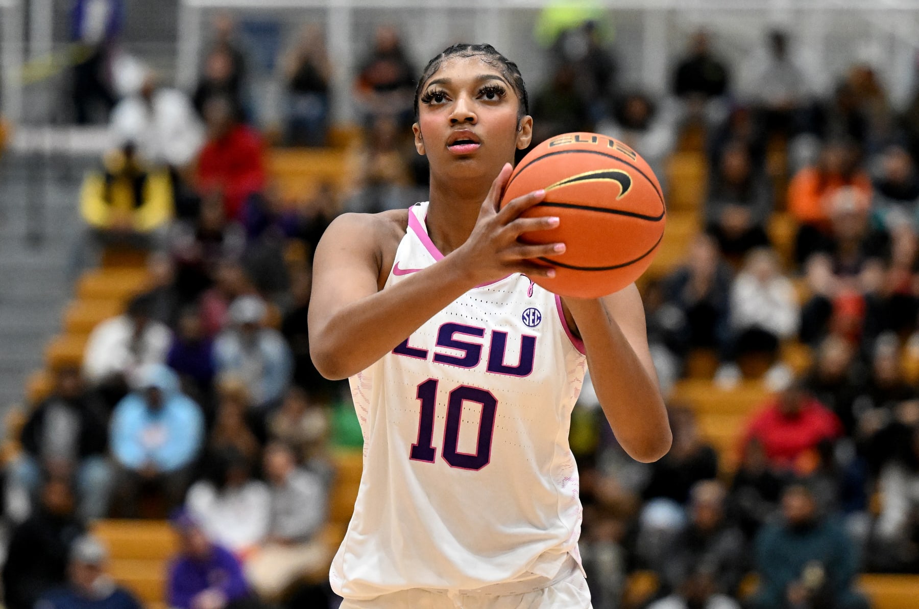 Angel Reese Hints at Possible LSU Return Ahead of Senior Day vs ...
