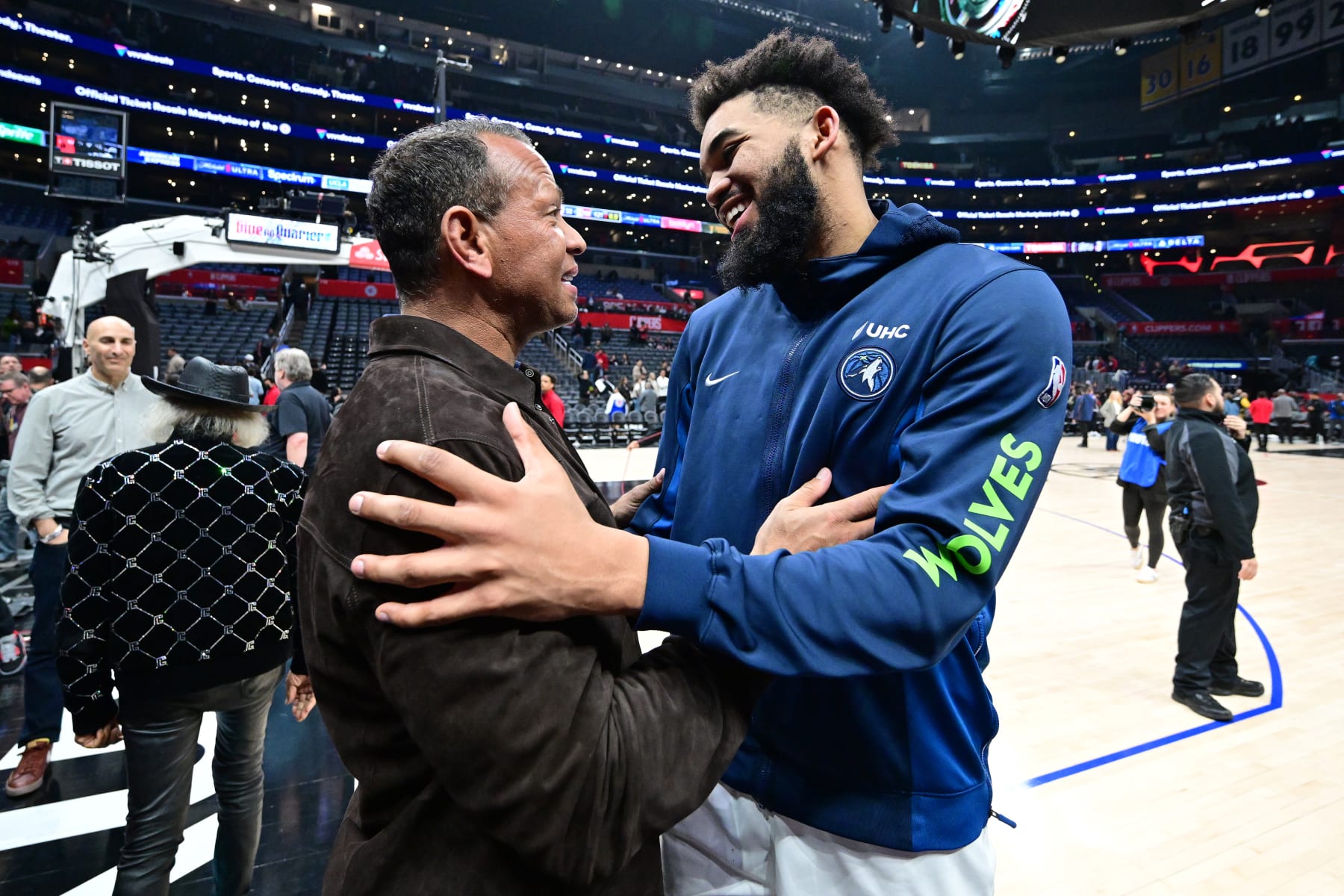 Report: Alex Rodriguez, Marc Lore Submit Docs to NBA to Complete T ...