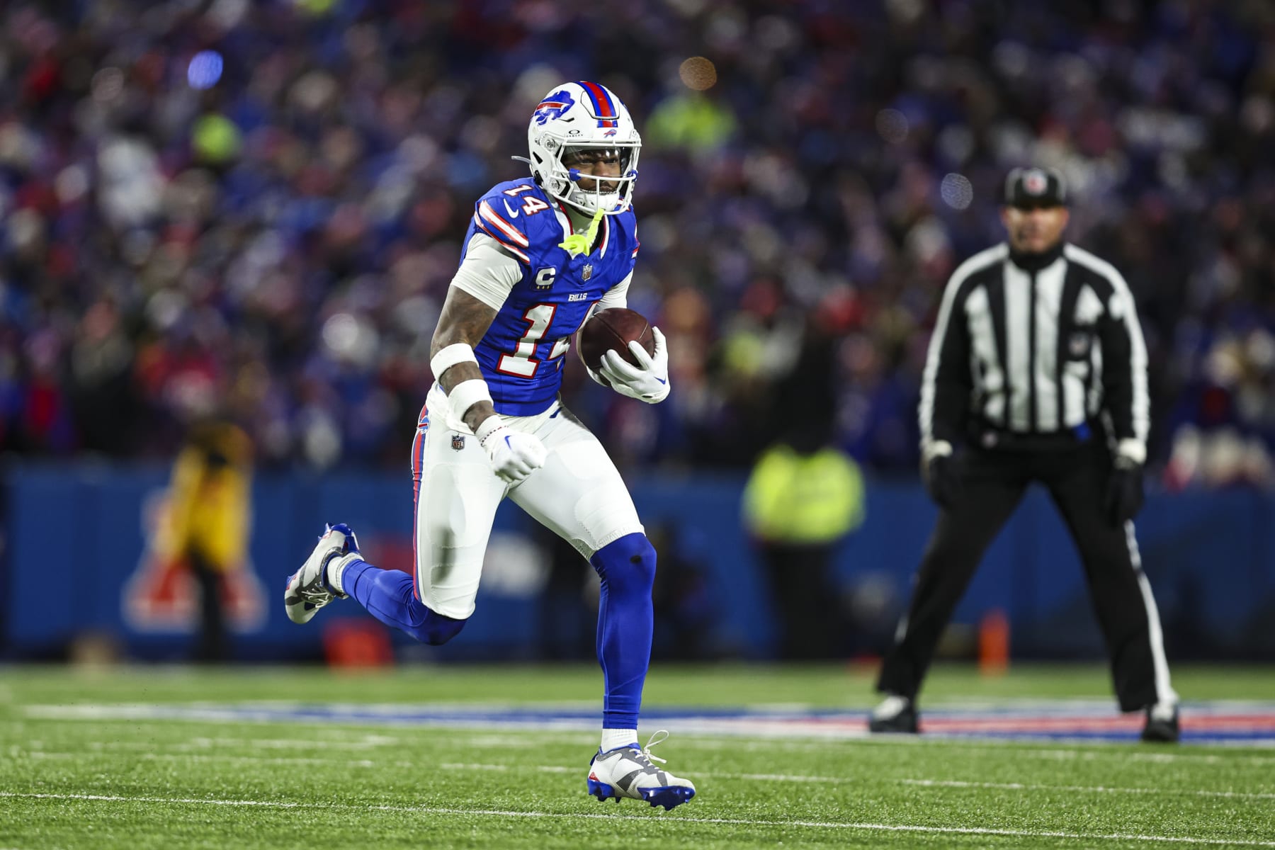 Bills' Stefon Diggs Questions Fan Downplaying WR's Impact on Josh Allen's Success | News, Scores ...