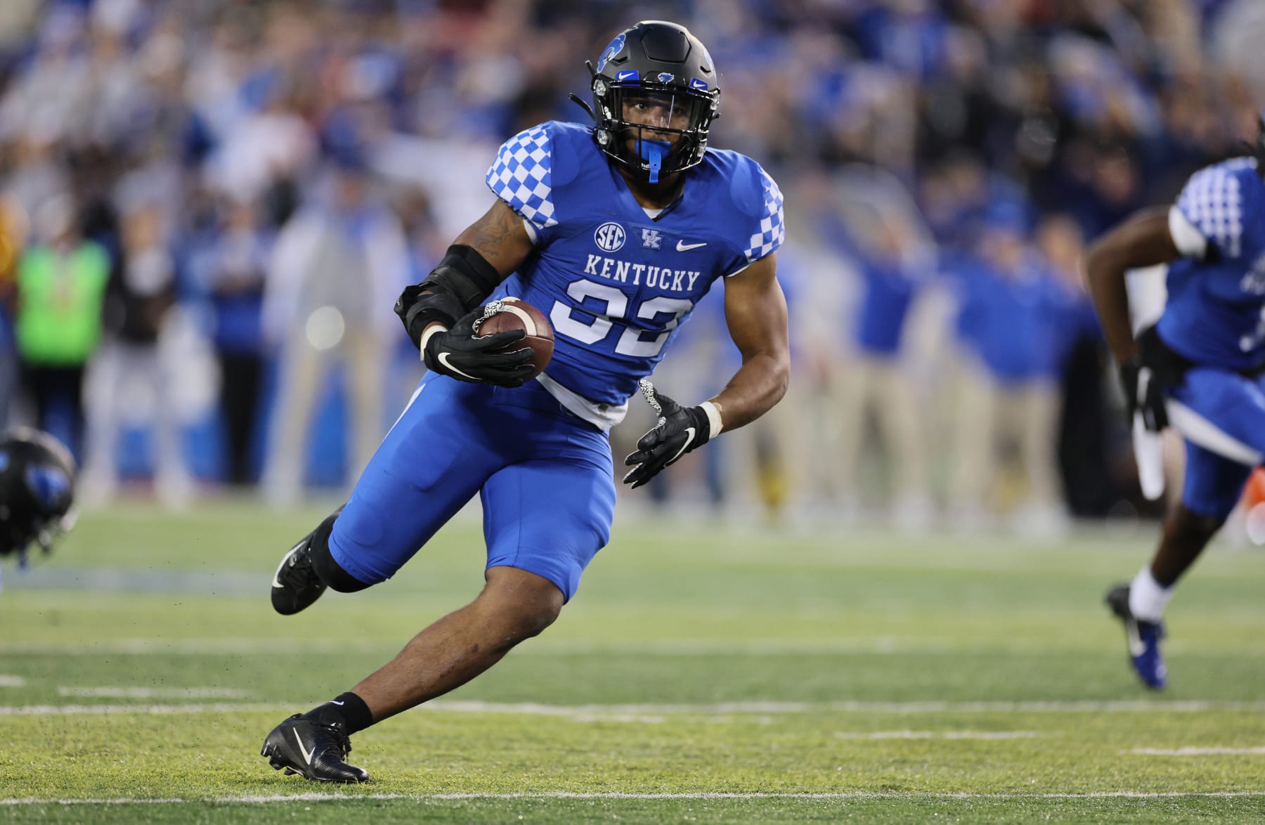 Trevin Wallace NFL Draft 2024: Scouting Report for Carolina Panthers LB ...