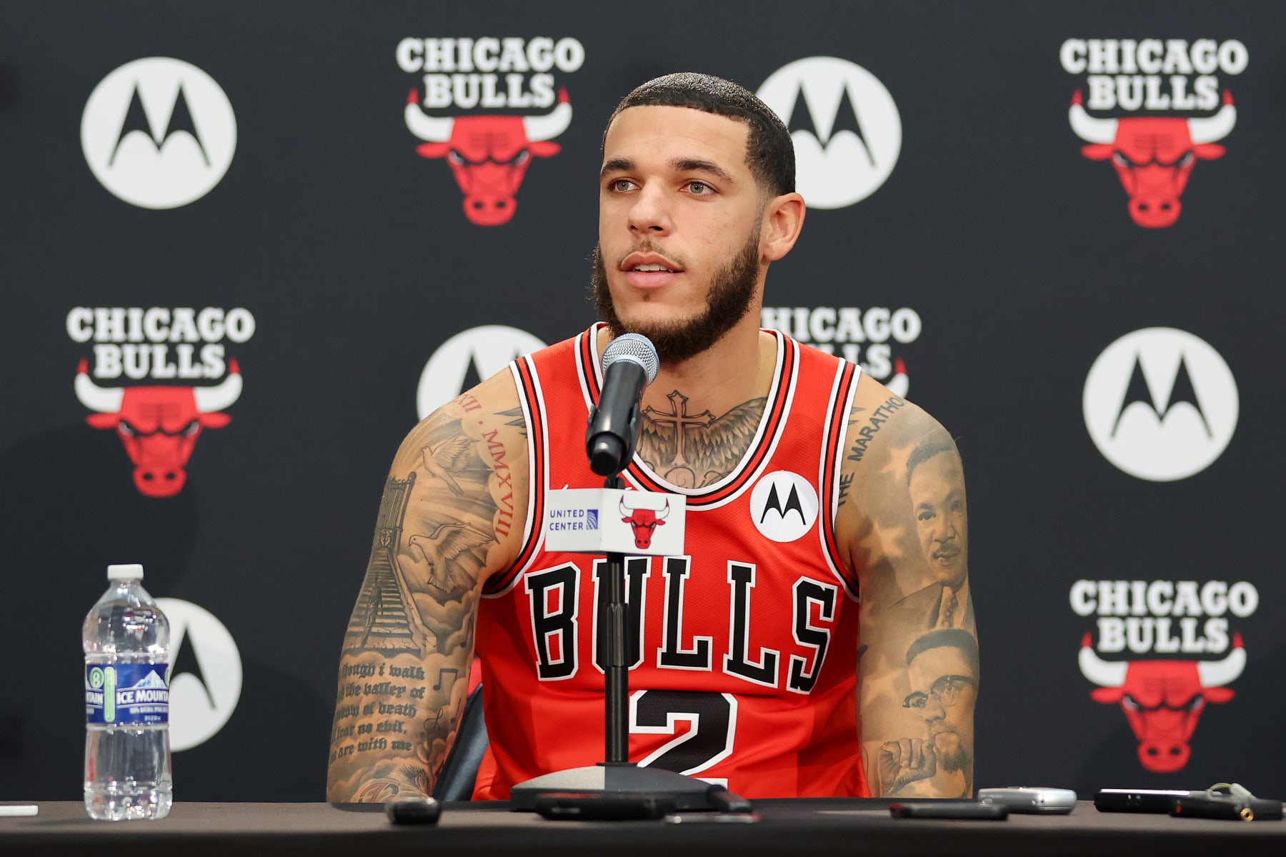 Bulls' Lonzo Ball 'Progressing' With No Setbacks Amid Knee Injury ...
