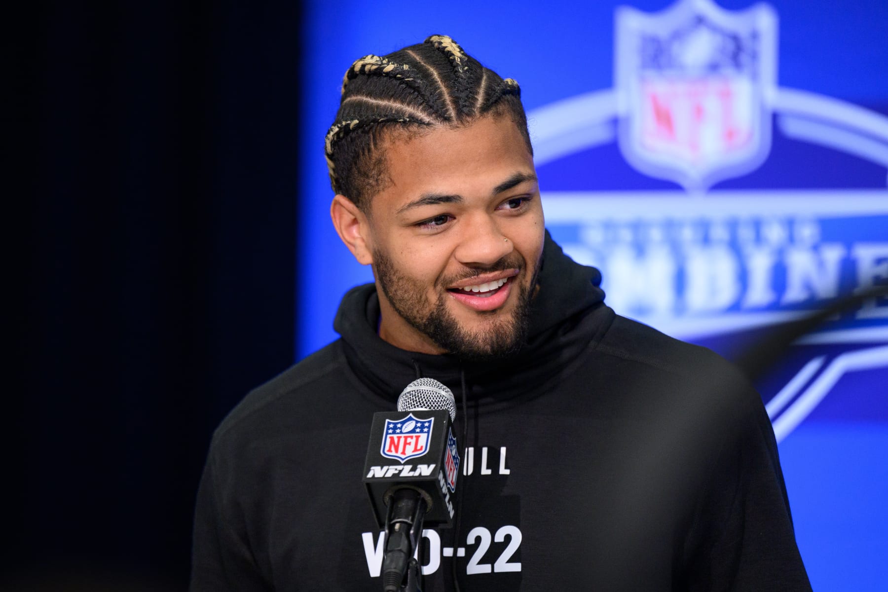 Rome Odunze, Caleb Williams Pairing Celebrated by Bears Fans During NFL ...