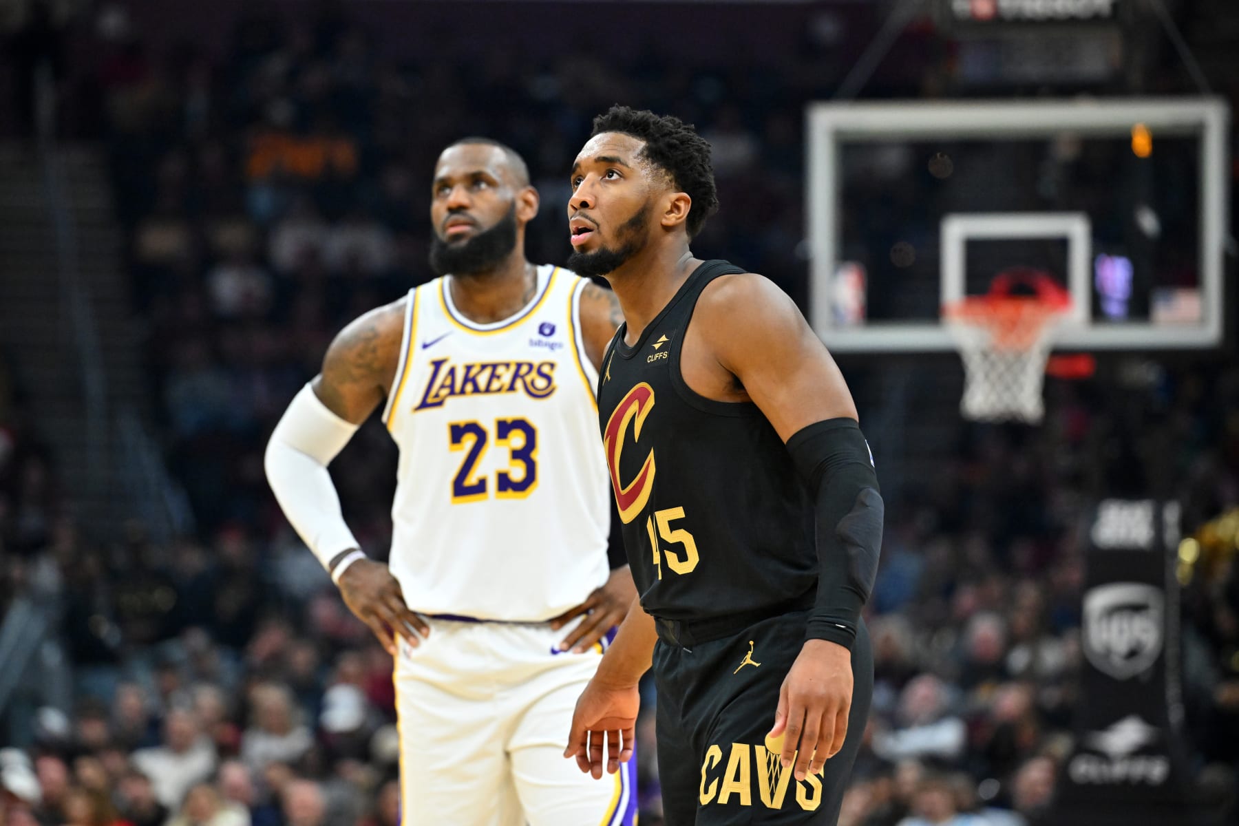 Lakers' Hypothetical Blockbuster Trades to Shake up NBA Offseason | News, Scores, Highlights ...
