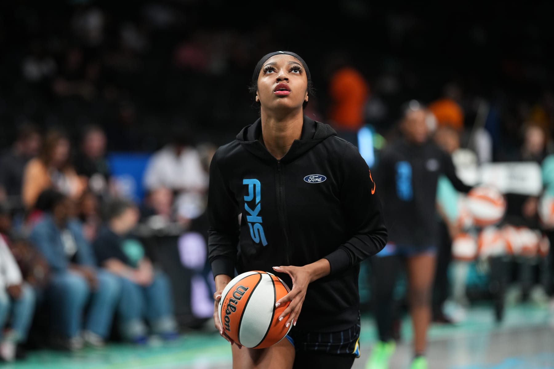 Angel Reese Praised by WNBA Fans After Sky's Upset Win vs. Breanna ...