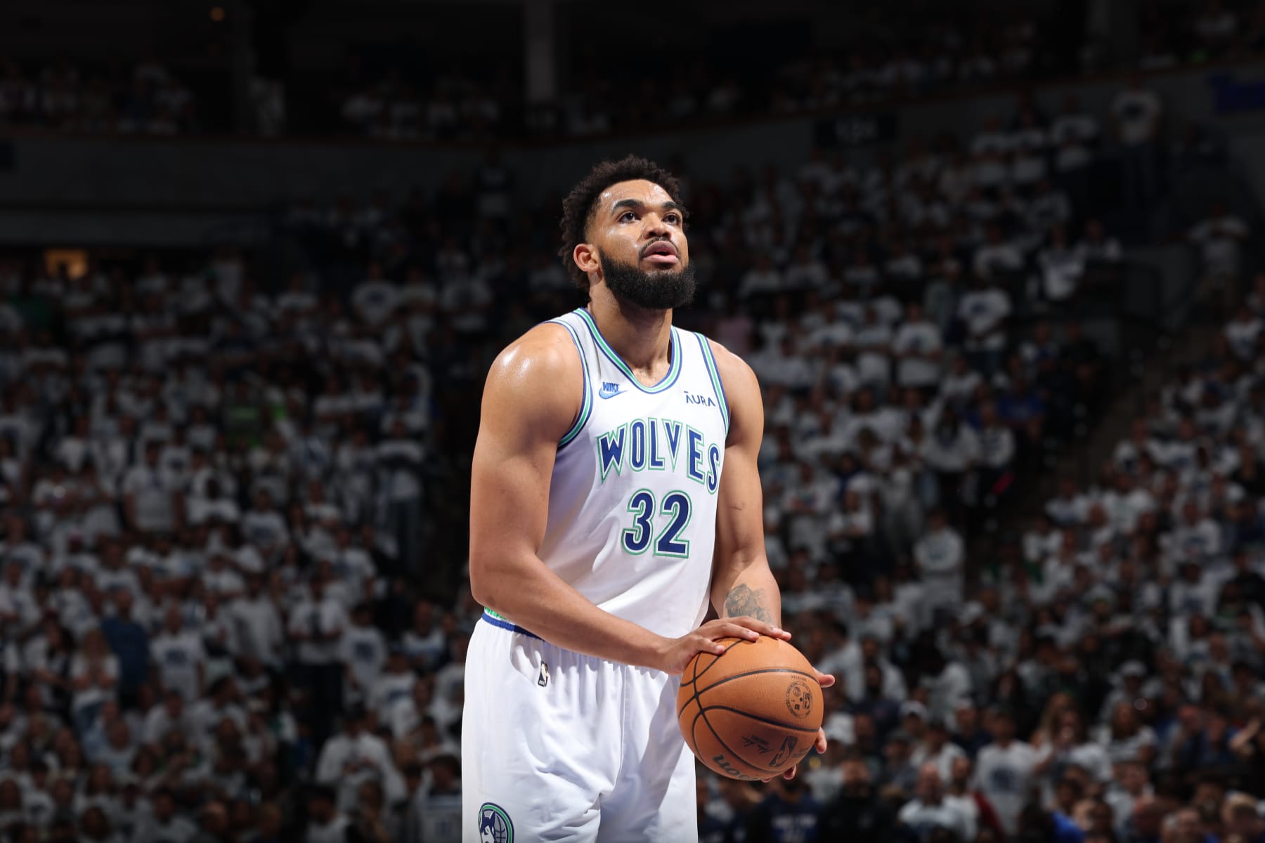 Karl-Anthony Towns 'Fully Supportive' of Being Benched by Finch in Mavs vs. Wolves G2 | News ...