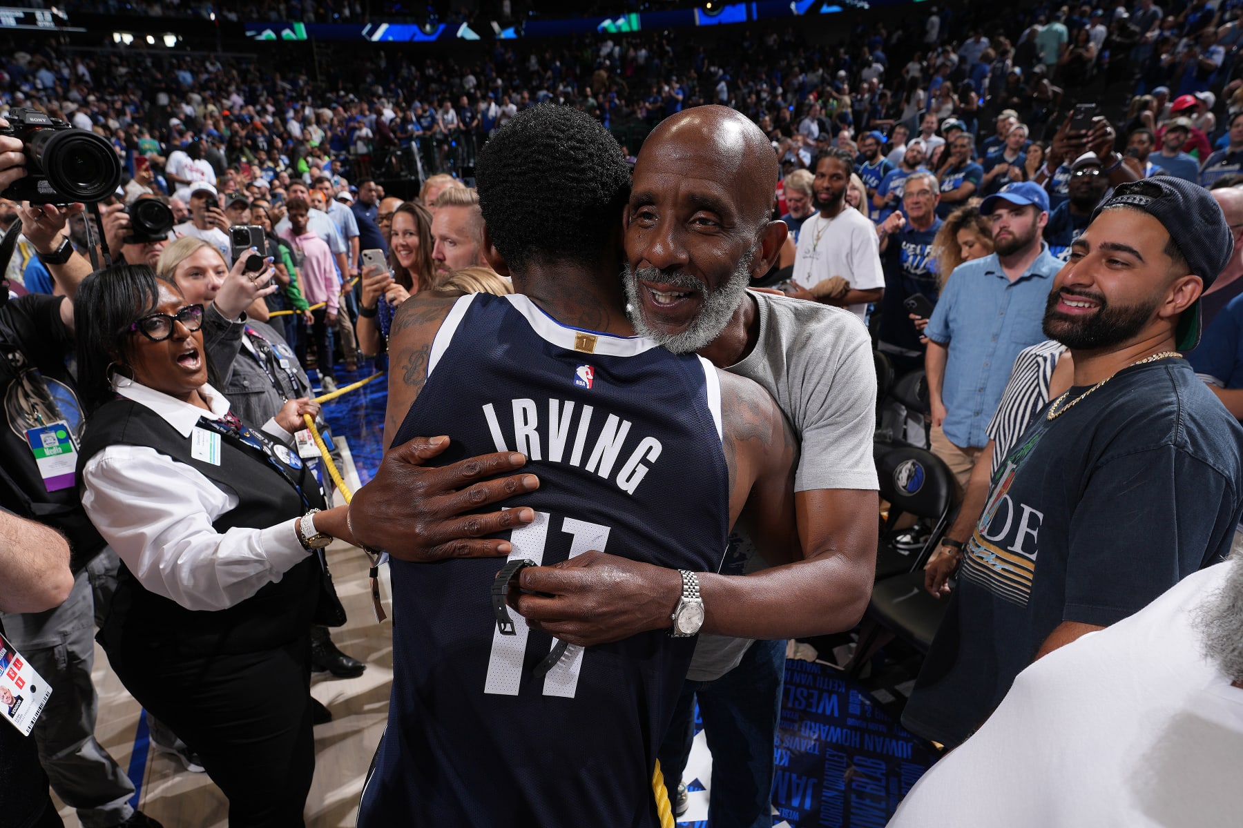 Mavs' Kyrie Irving Reportedly Signs Father, Drederick, to ANTA ...