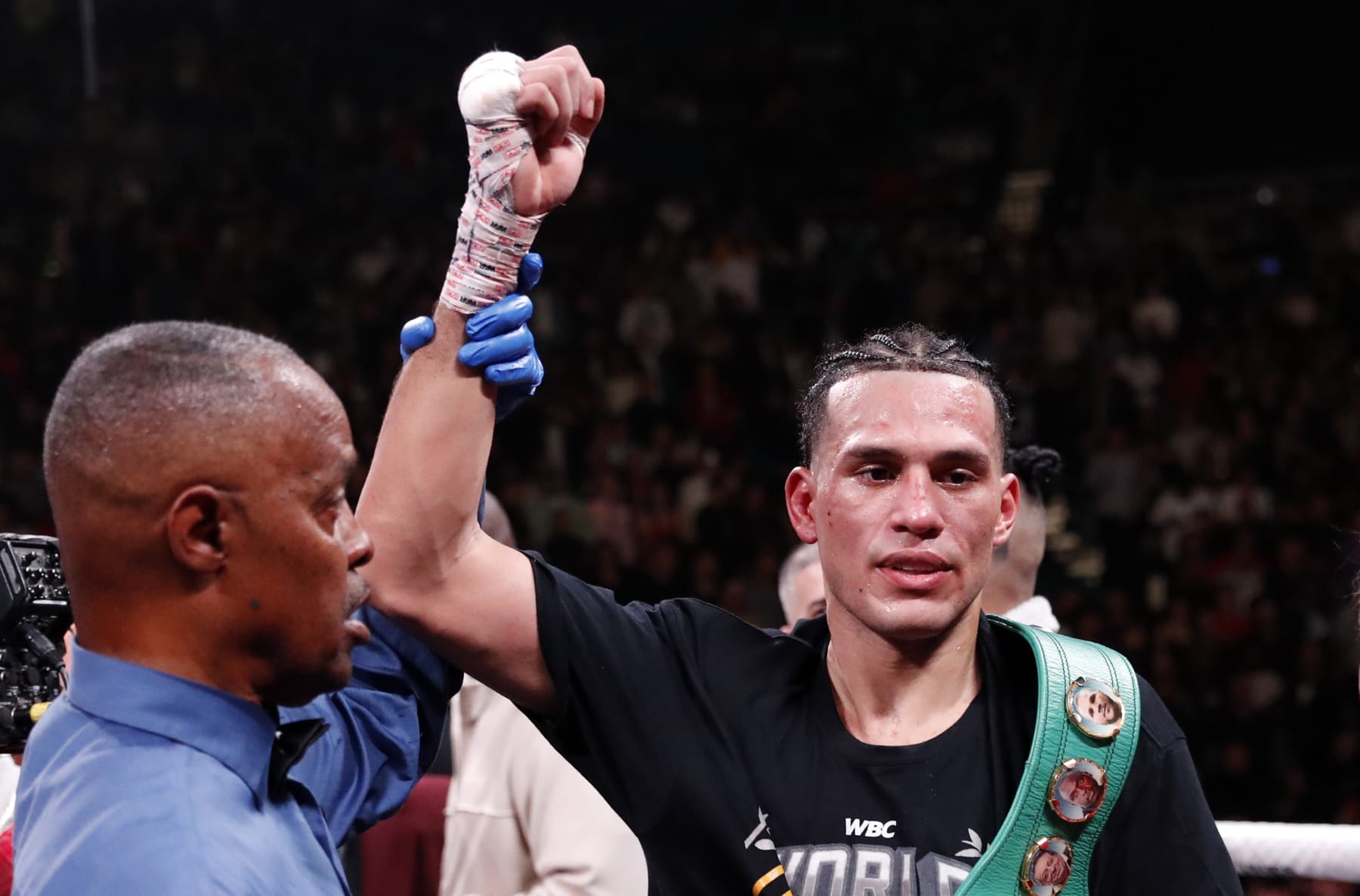 David Benavidez Beats Oleksandr Gvozdyk By Judges' Decision to Win WBC ...