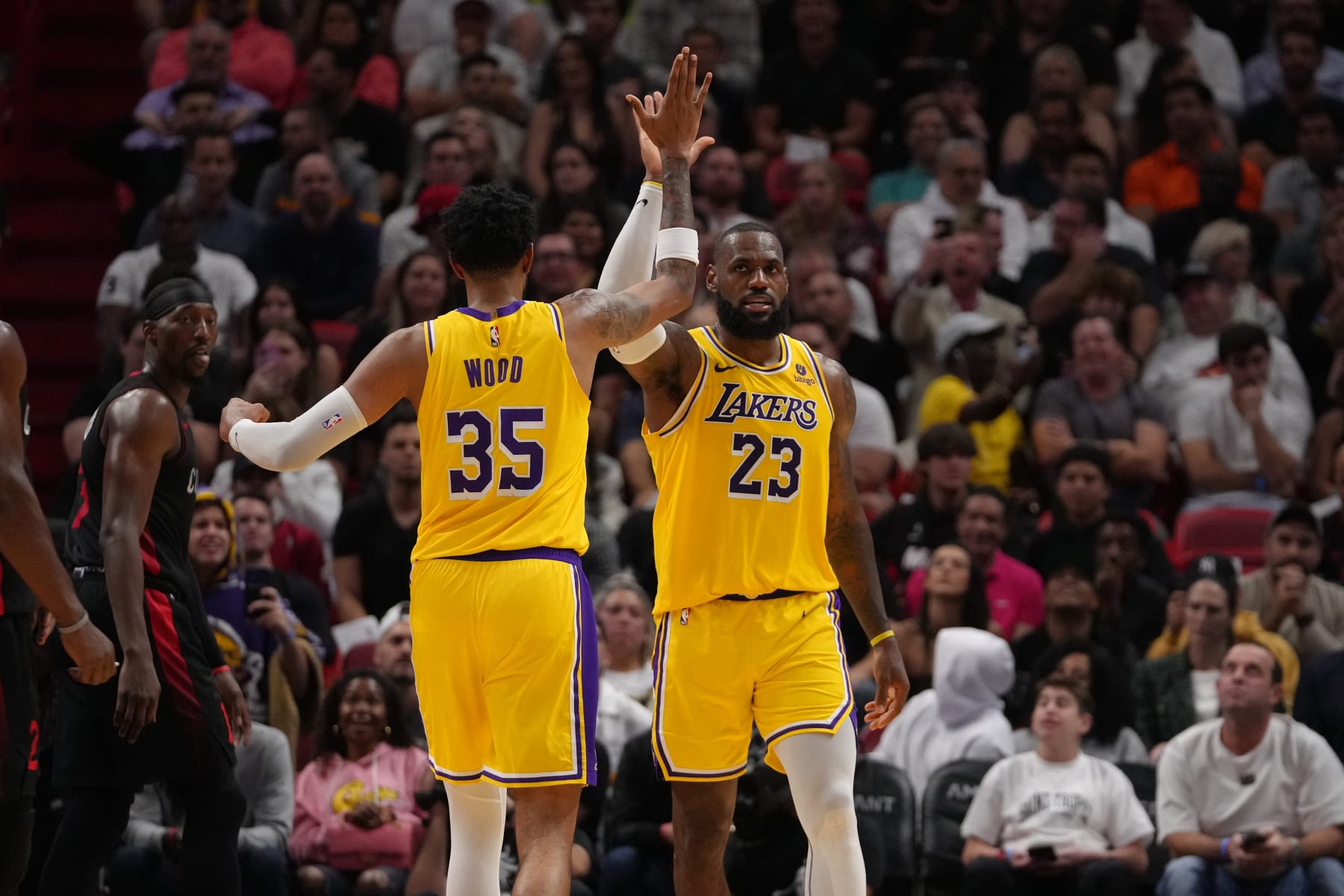 Lakers Must Upgrade Center Position for Chance to Contend amid NBA ...